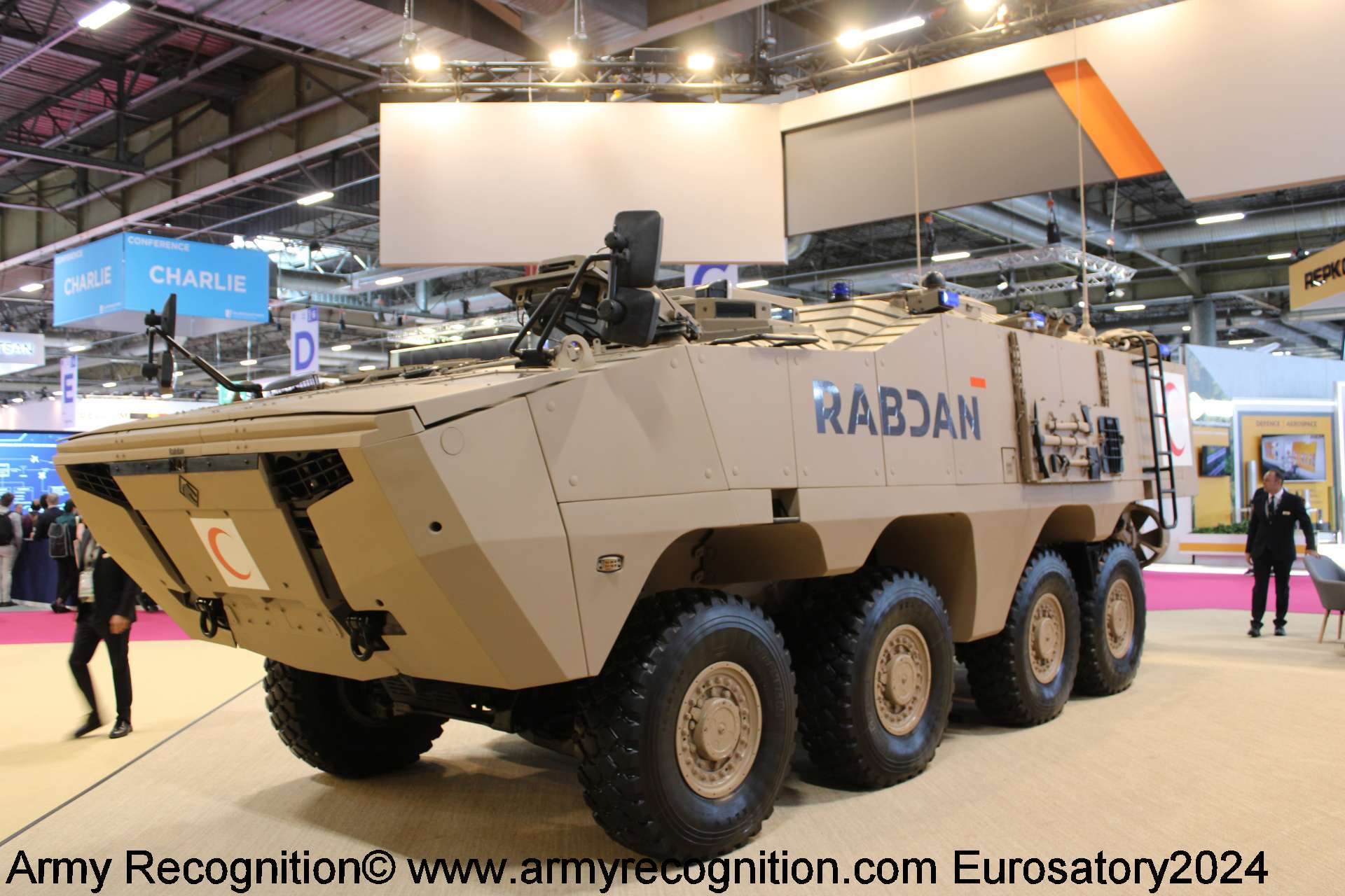Emirati Company Al Jasoor Exhibits its High-Tech RABDAN 8x8 Ambulance ...