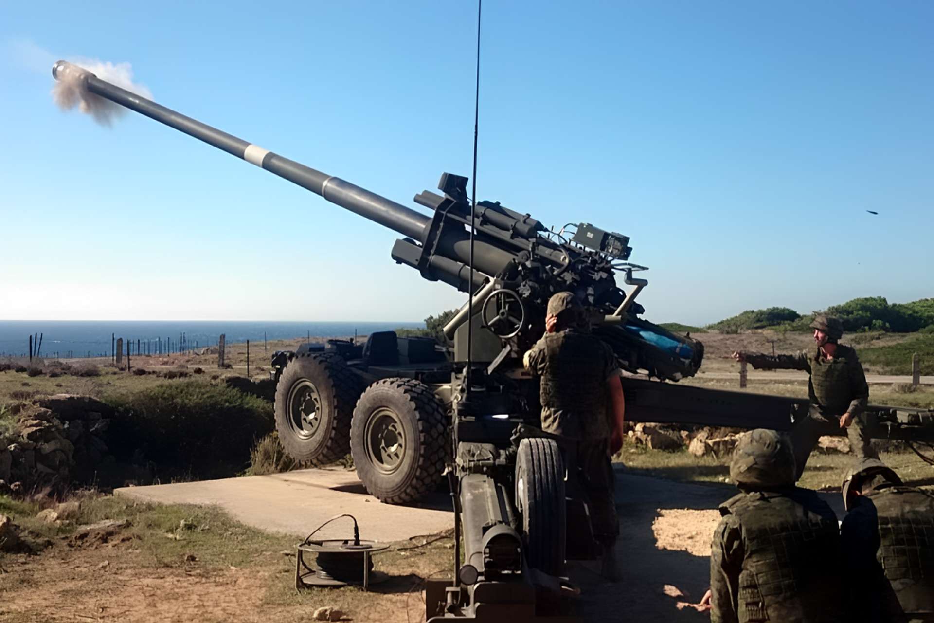 European Re-armament: GDELS-SBS Reactivates Artillery Cannon ...