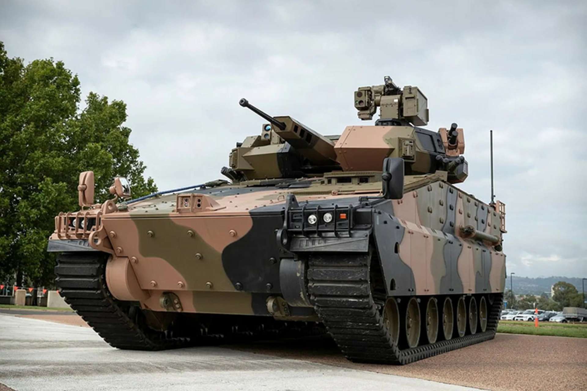 Northrop Grumman and Hanwha Defense Australia Collaborate to Equip ...