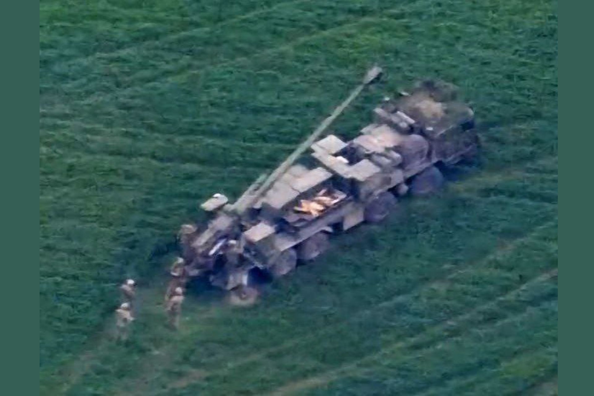 Ukrainian UAV spotted first appearance of 2S43 Malva new Russian Self ...