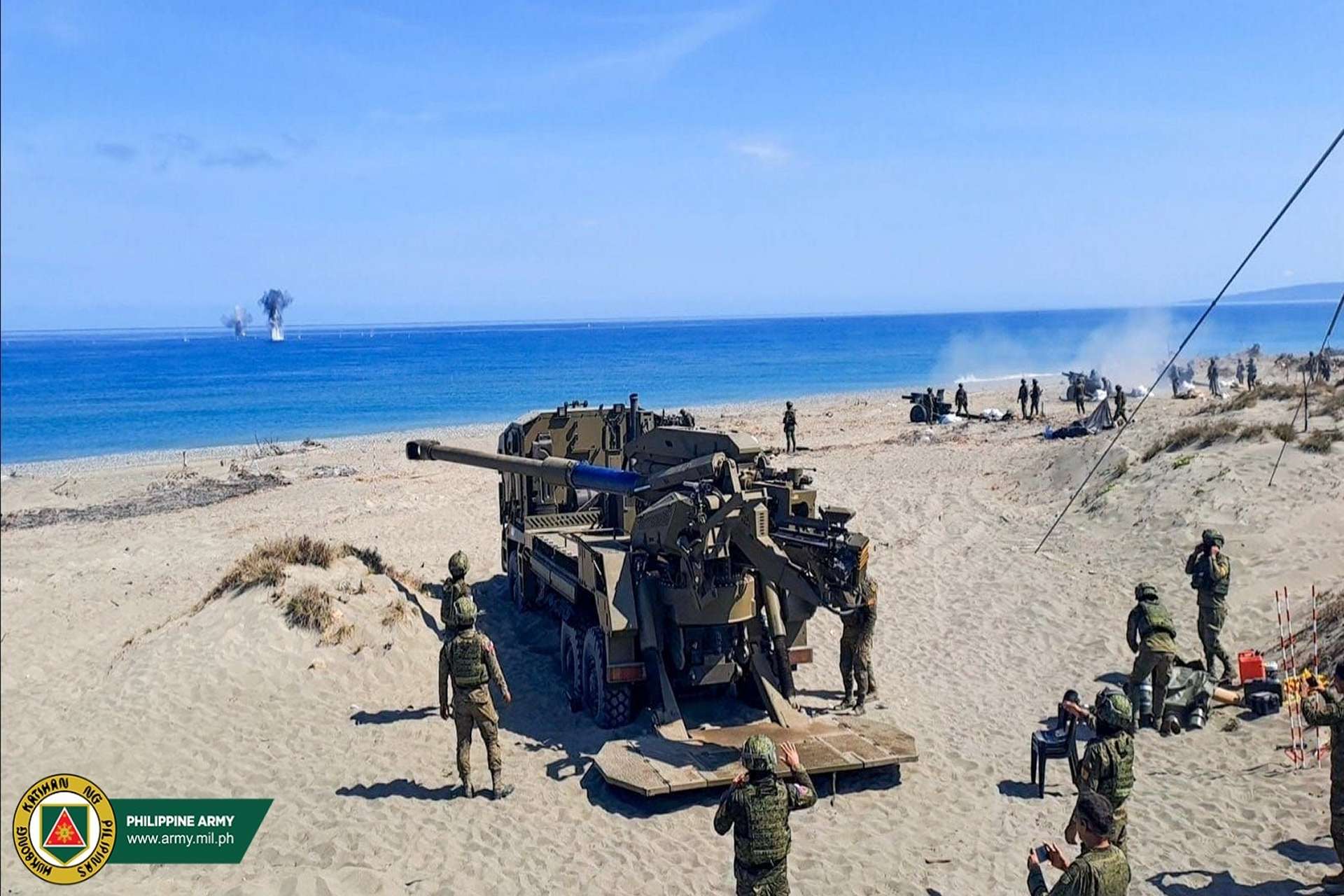 Philippine Army Trains With US Army Against for Amphibious Assault ...