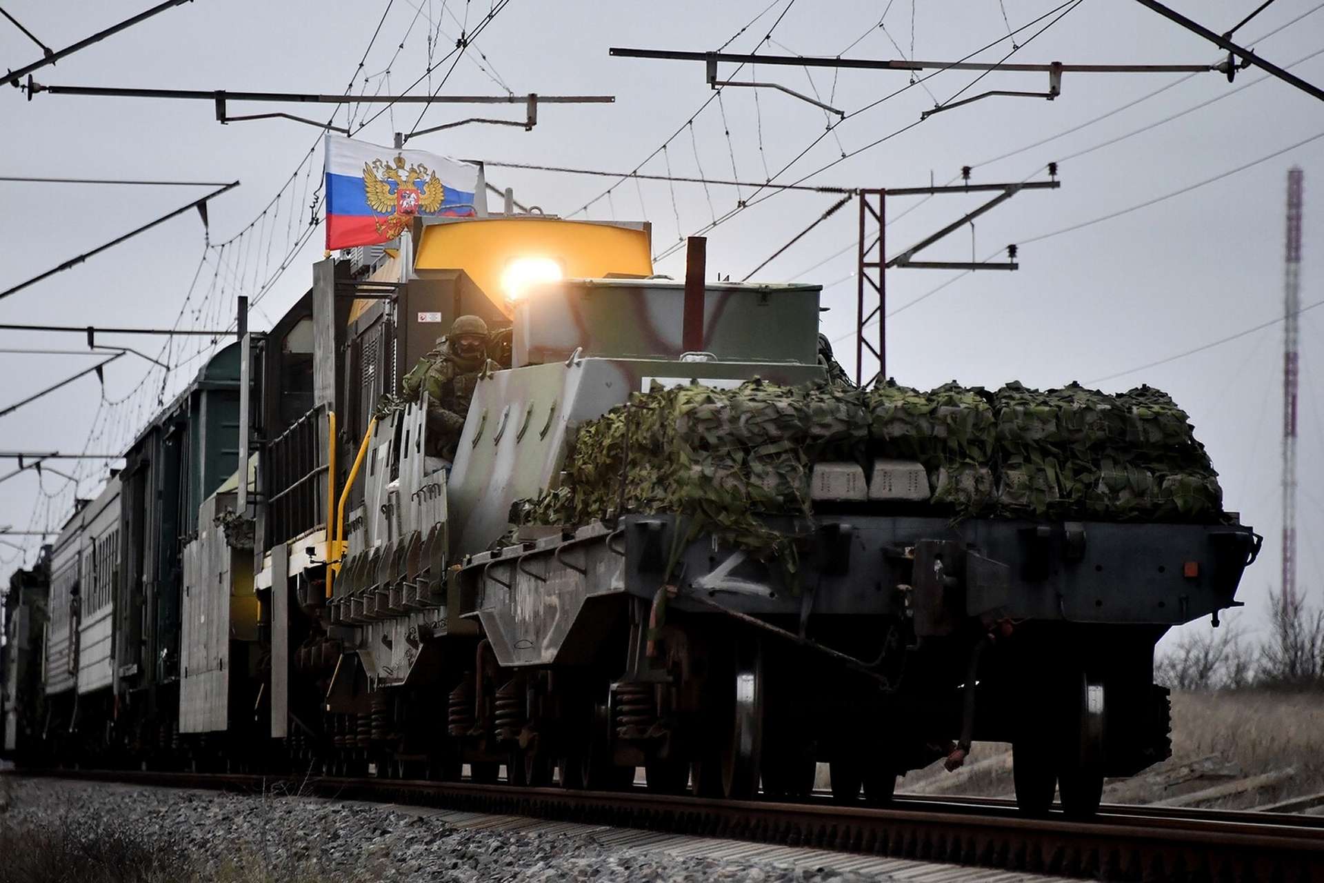 Why does Russia still use outdated armored trains in Ukraine?