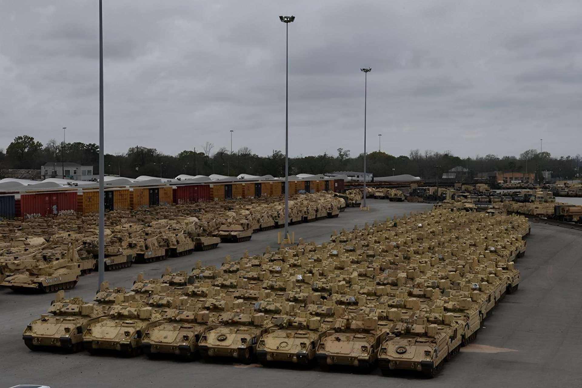 Analysis: Why United States is Rushing to Send $6 Billion in Aid to Ukraine