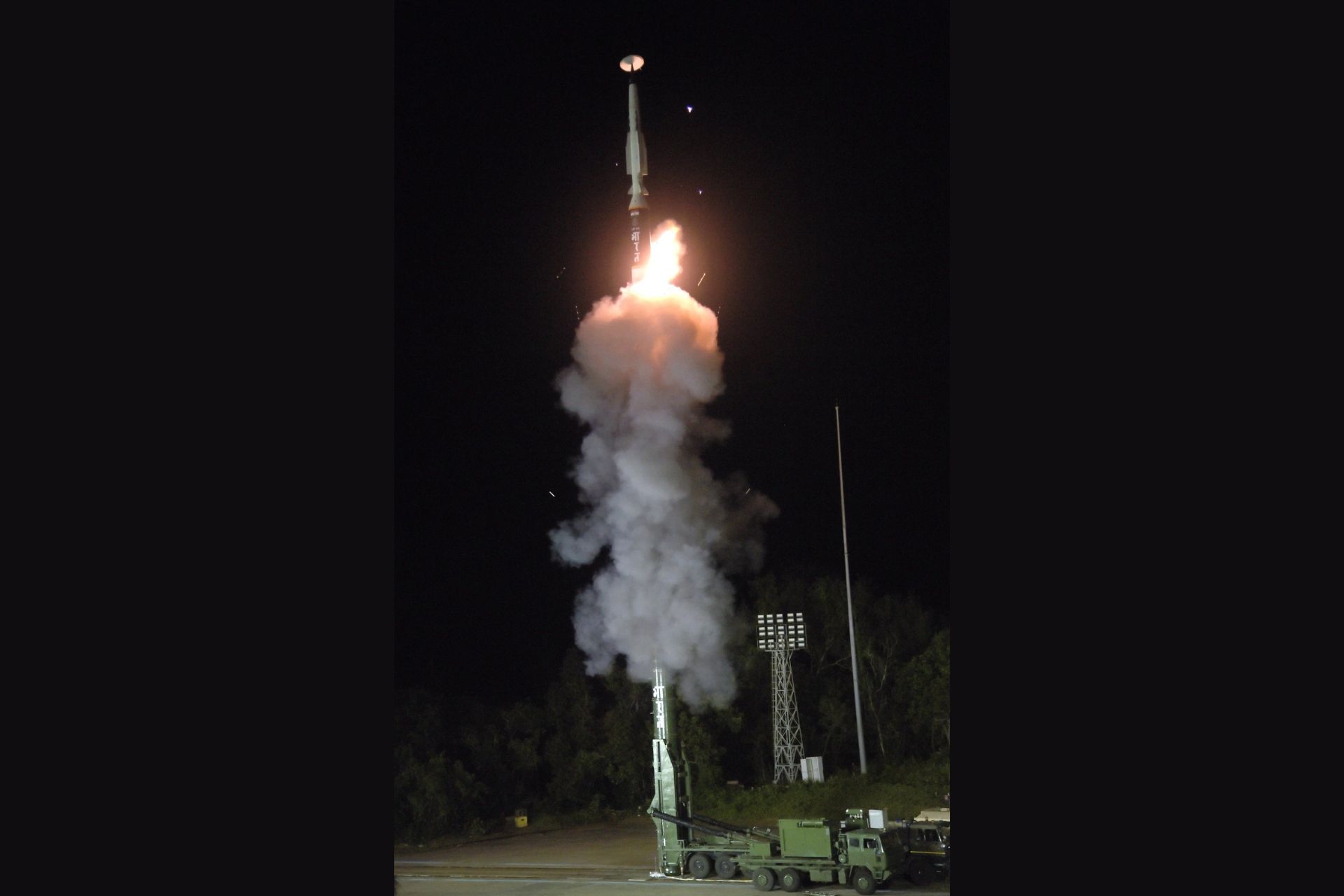 India Successfully Tests First Long-Range Hypersonic Missile LRAShM