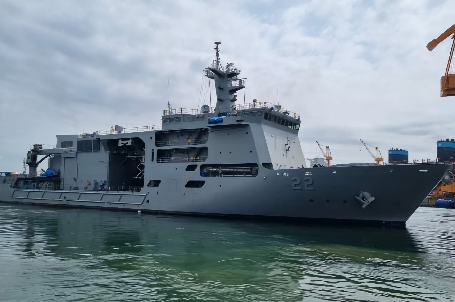 New submarine Rescue Vessel Ganghwado expands South Korea's Naval ...