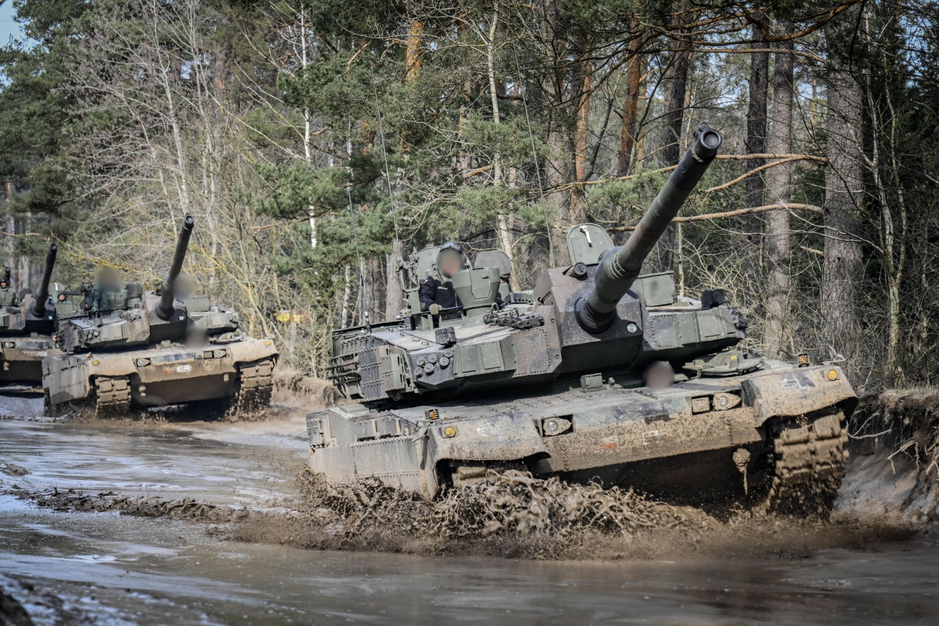 Polish Military Modernization: South Korean K2 Black Panther Tanks at ...