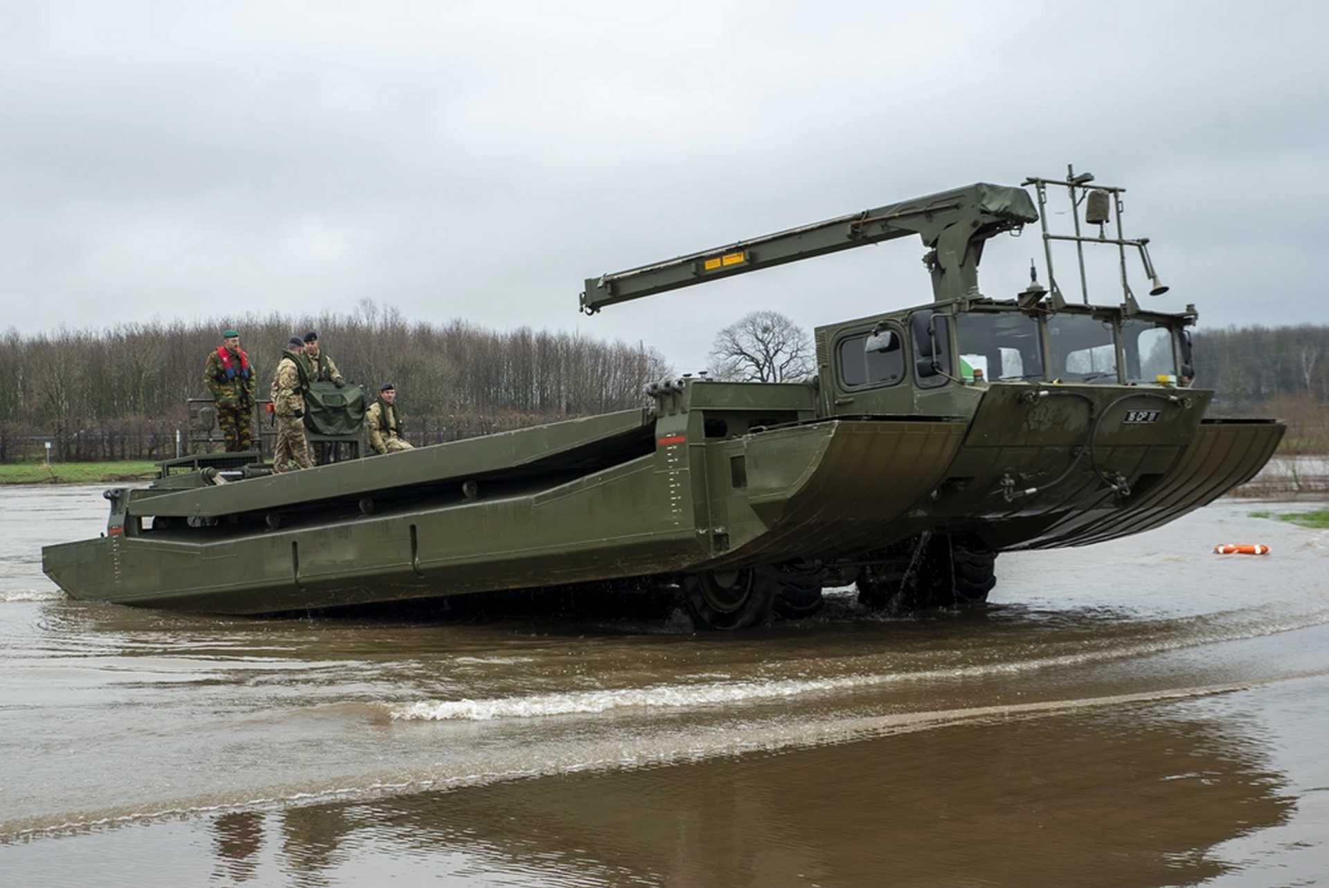 Sweden receives first M3 amphibious system for rapid deployment across ...