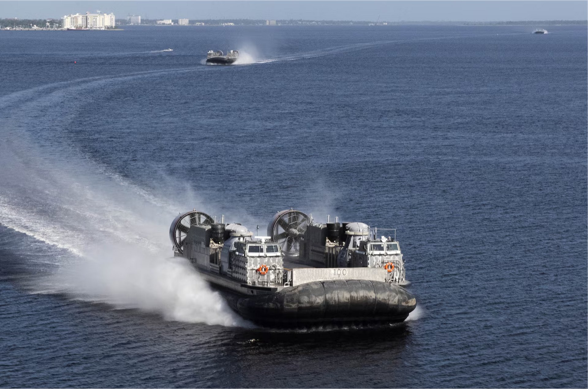 Textron wins contract to build nine LCAC-100 Ship-to-Shore Connector ...