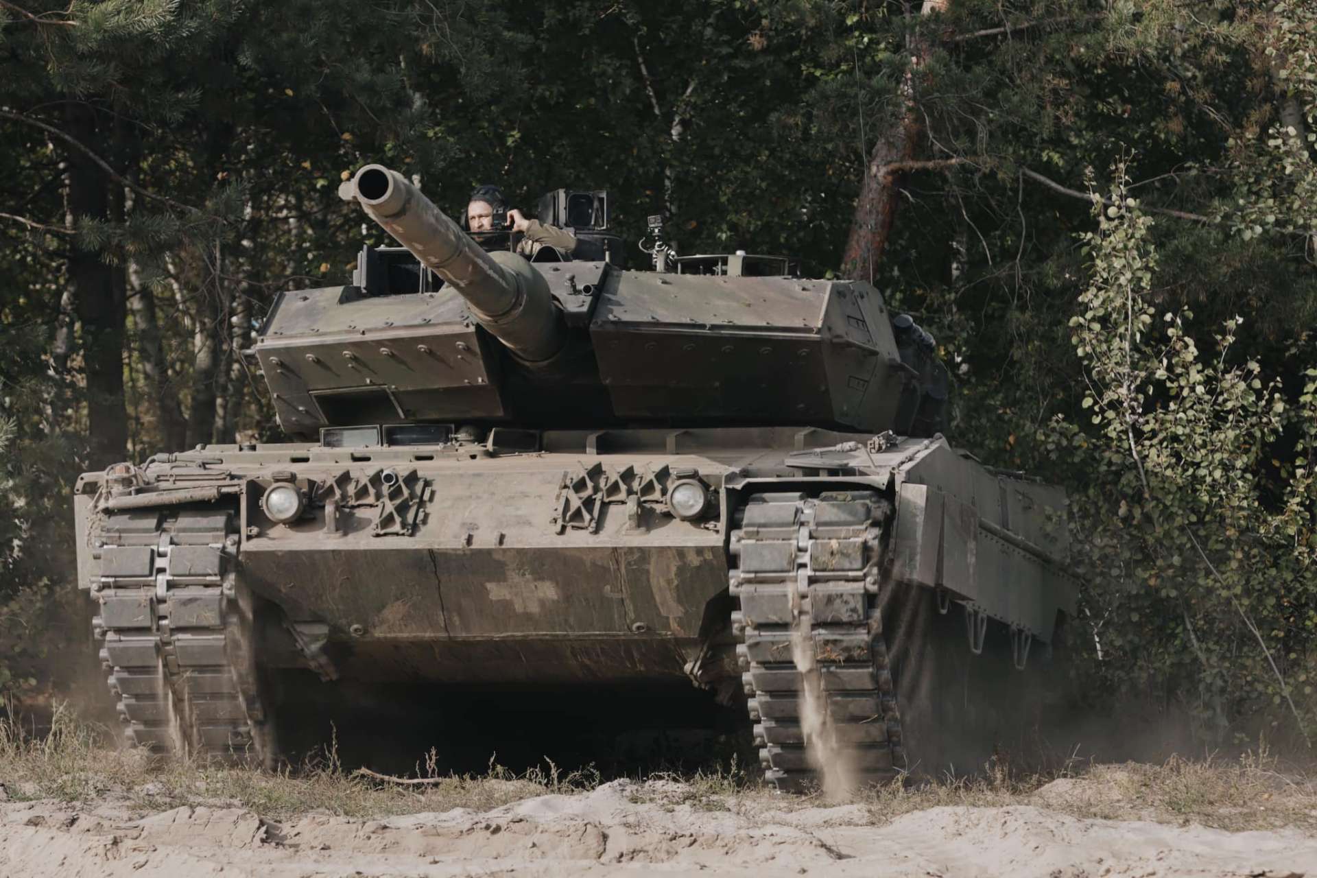 Franco-German KNDS launches Ukrainian subsidiary to support Leopard tank repairs and 155mm ...