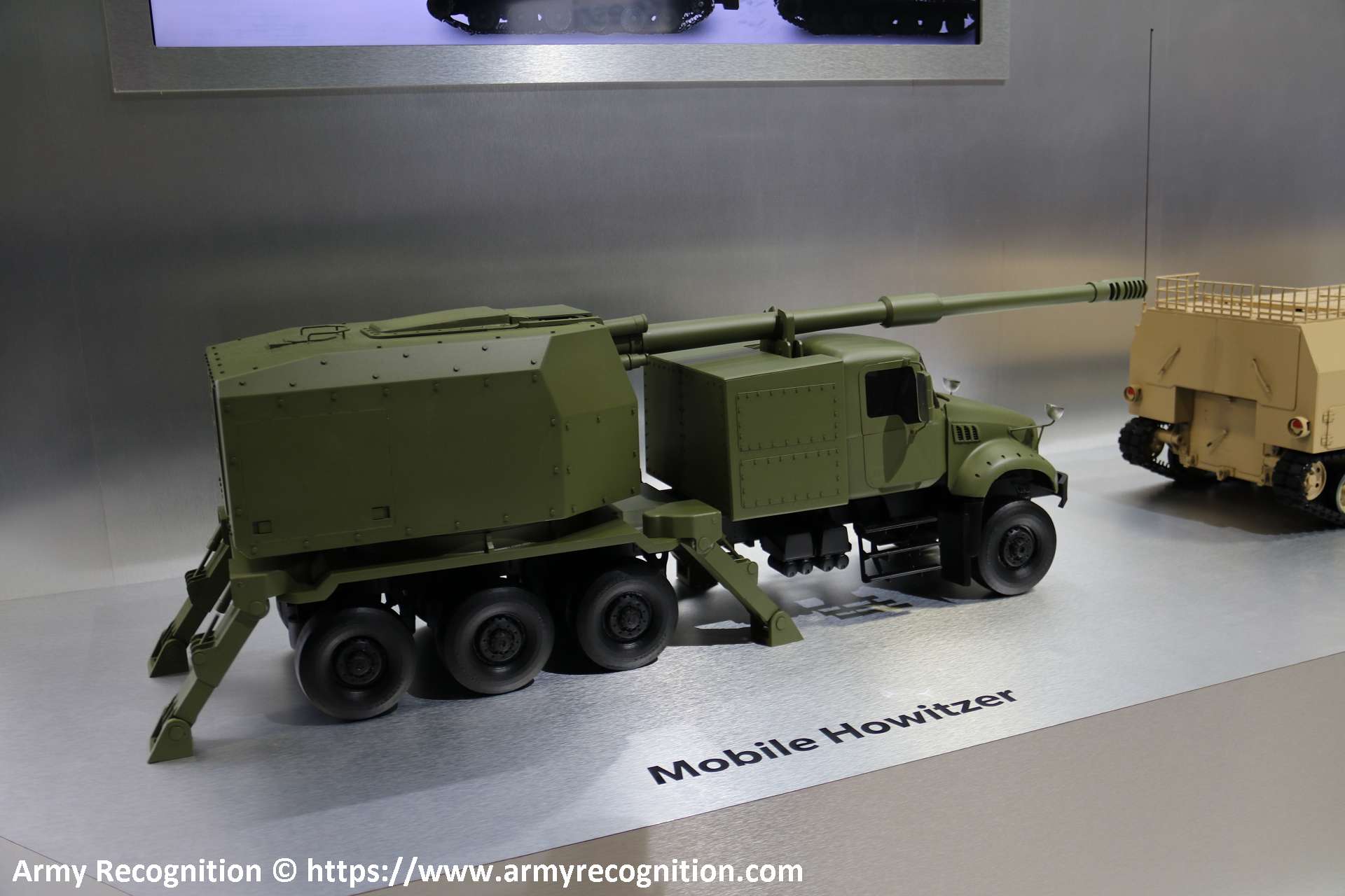 Exclusive: Hanwha Defense from South Korea Unveils New Wheeled Howitzer ...
