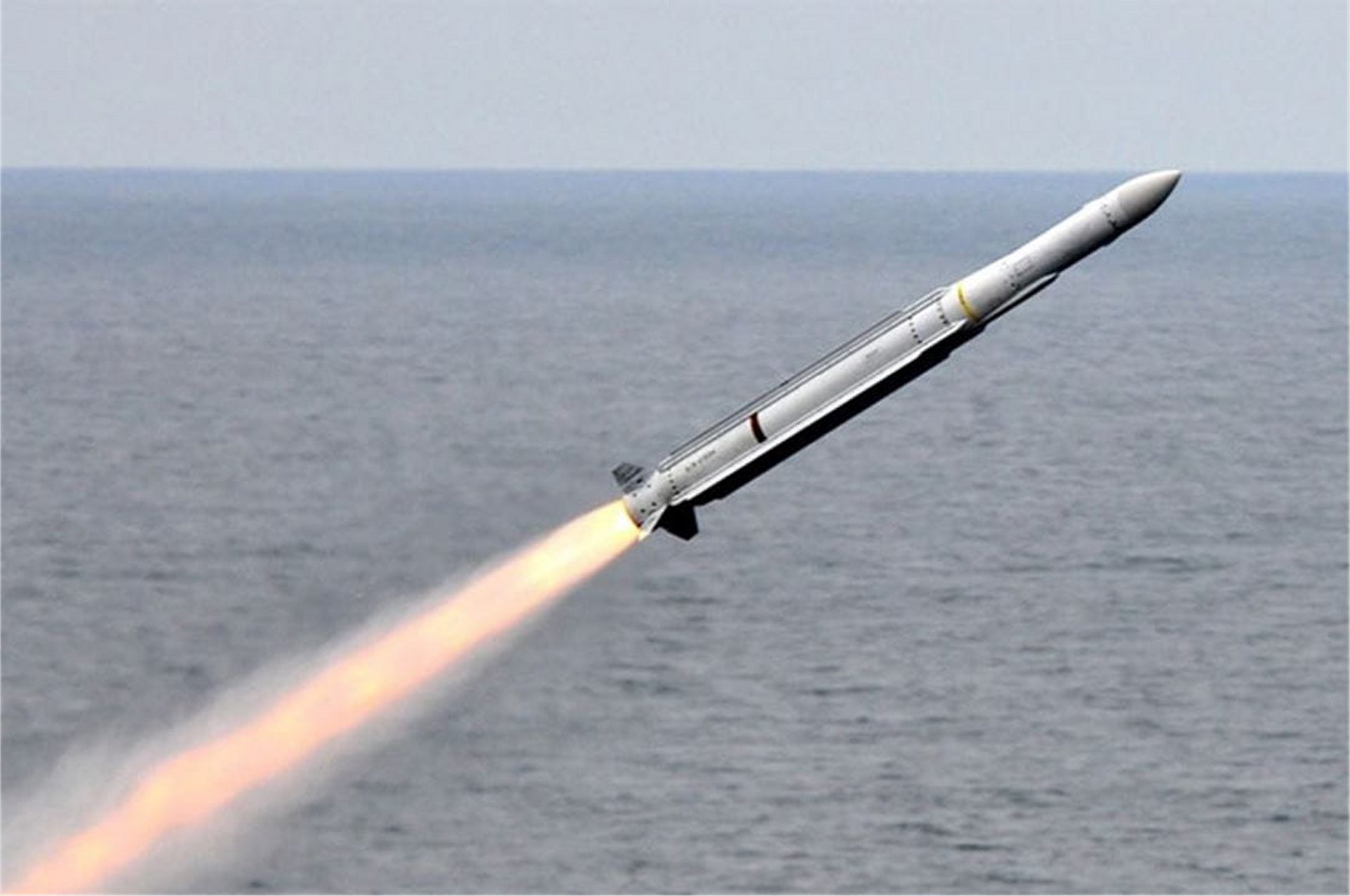 RTX secures US Navy contract for advanced ESSM Block 2 Missiles