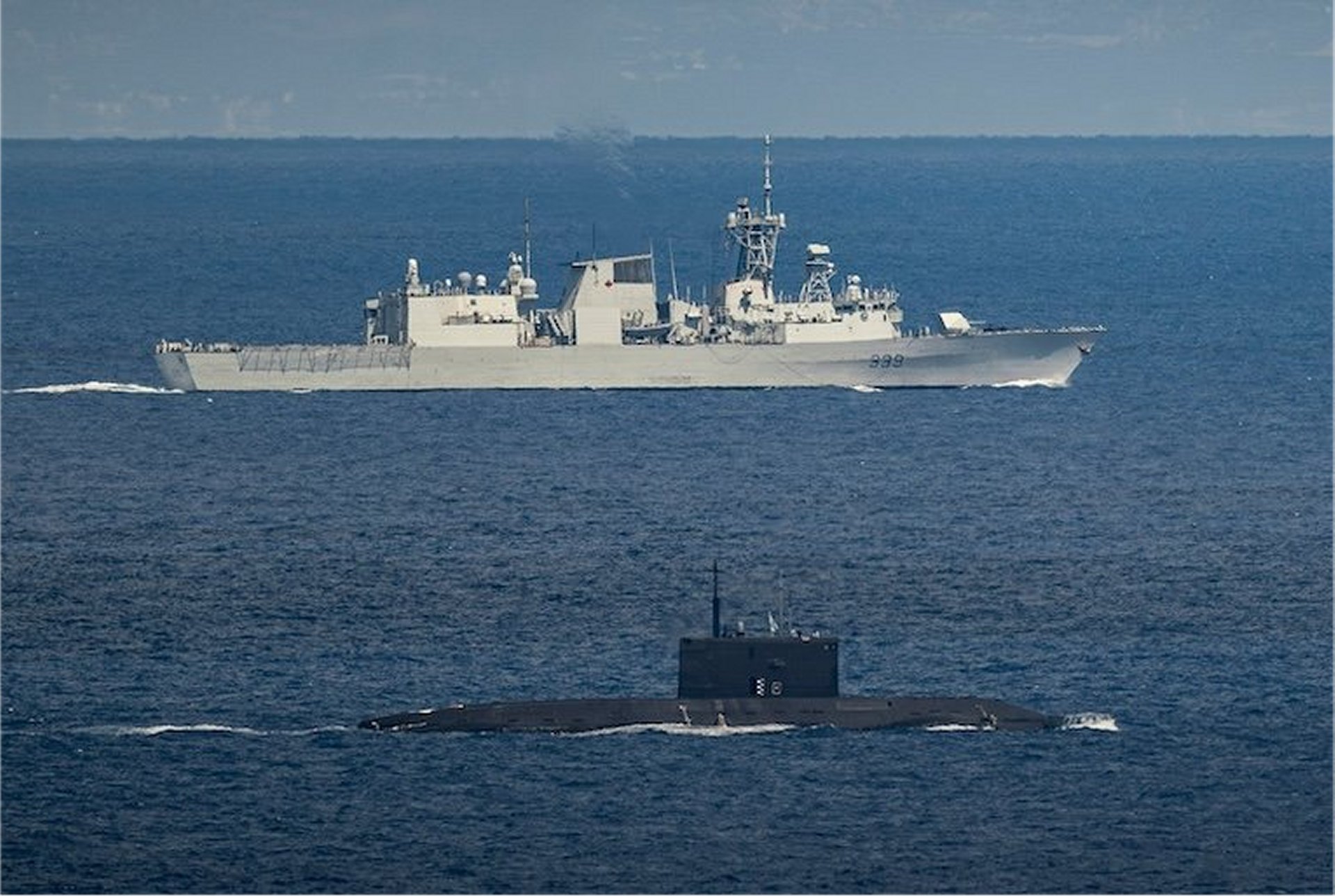 Royal Canadian Navy monitor Russian submarine amid rising tensions