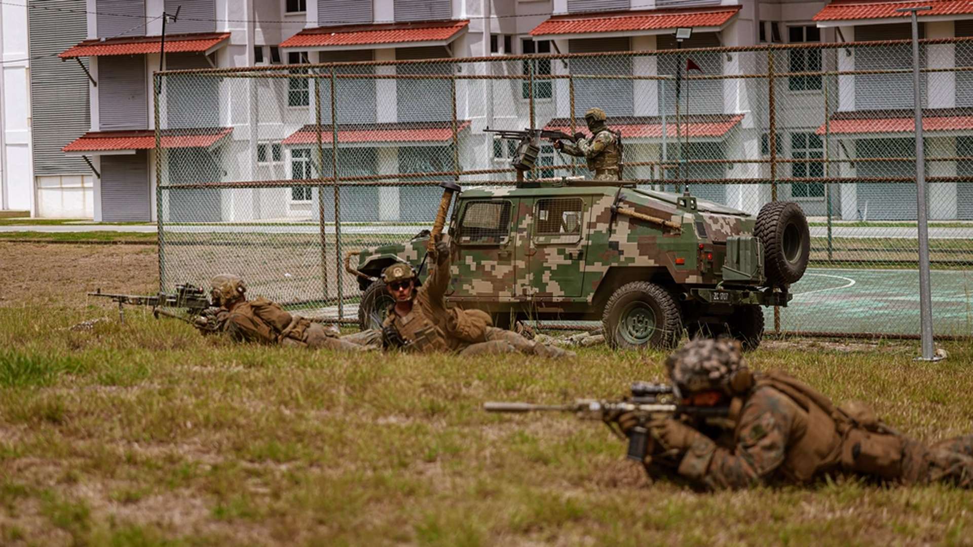 Spain confirms delivery of Uro Vamtac 4x4 multi-purpose vehicles to Ukraine