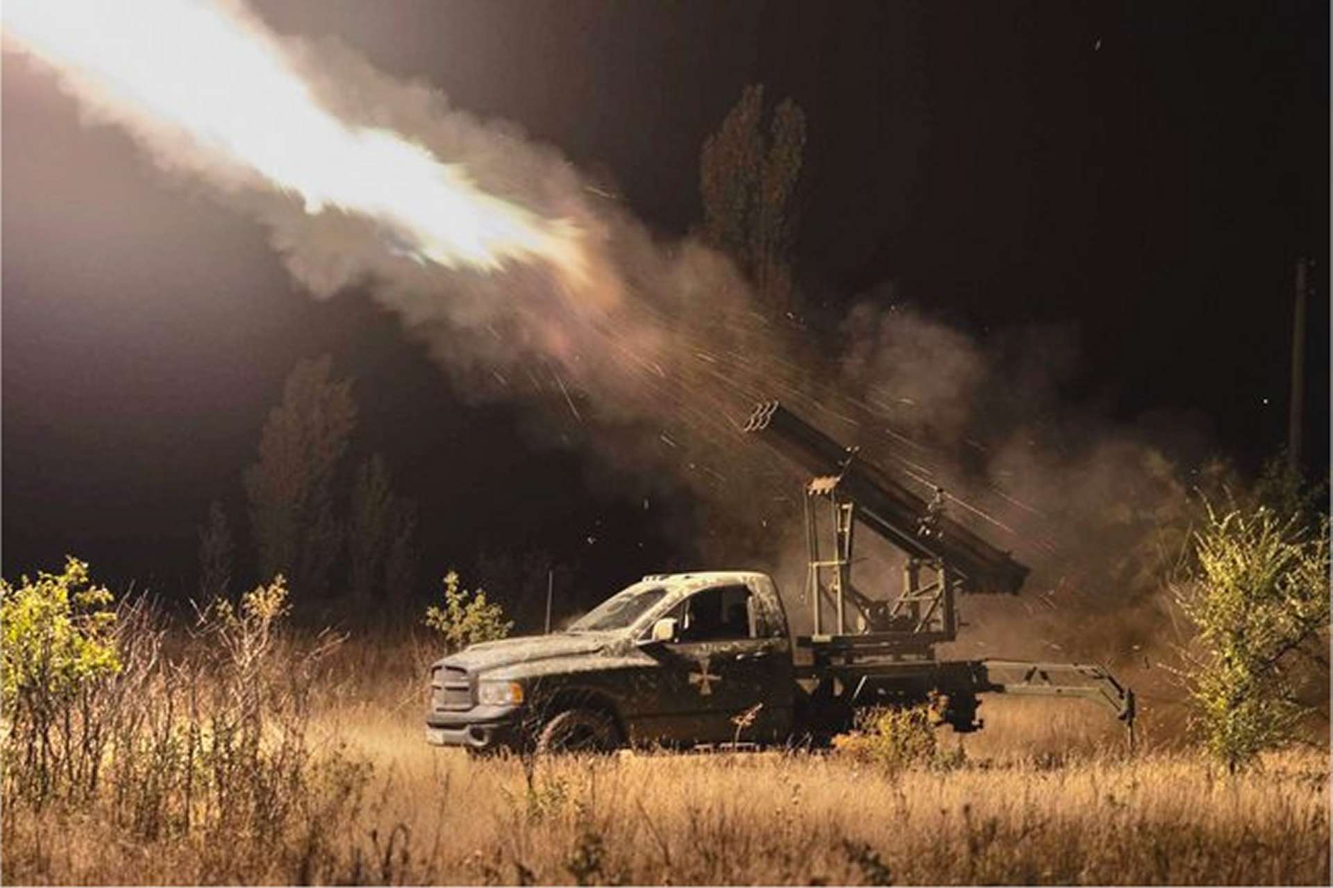 Ukraine Adapts Grad Rocket Launcher to US Dodge Ram 1500 to Combat ...