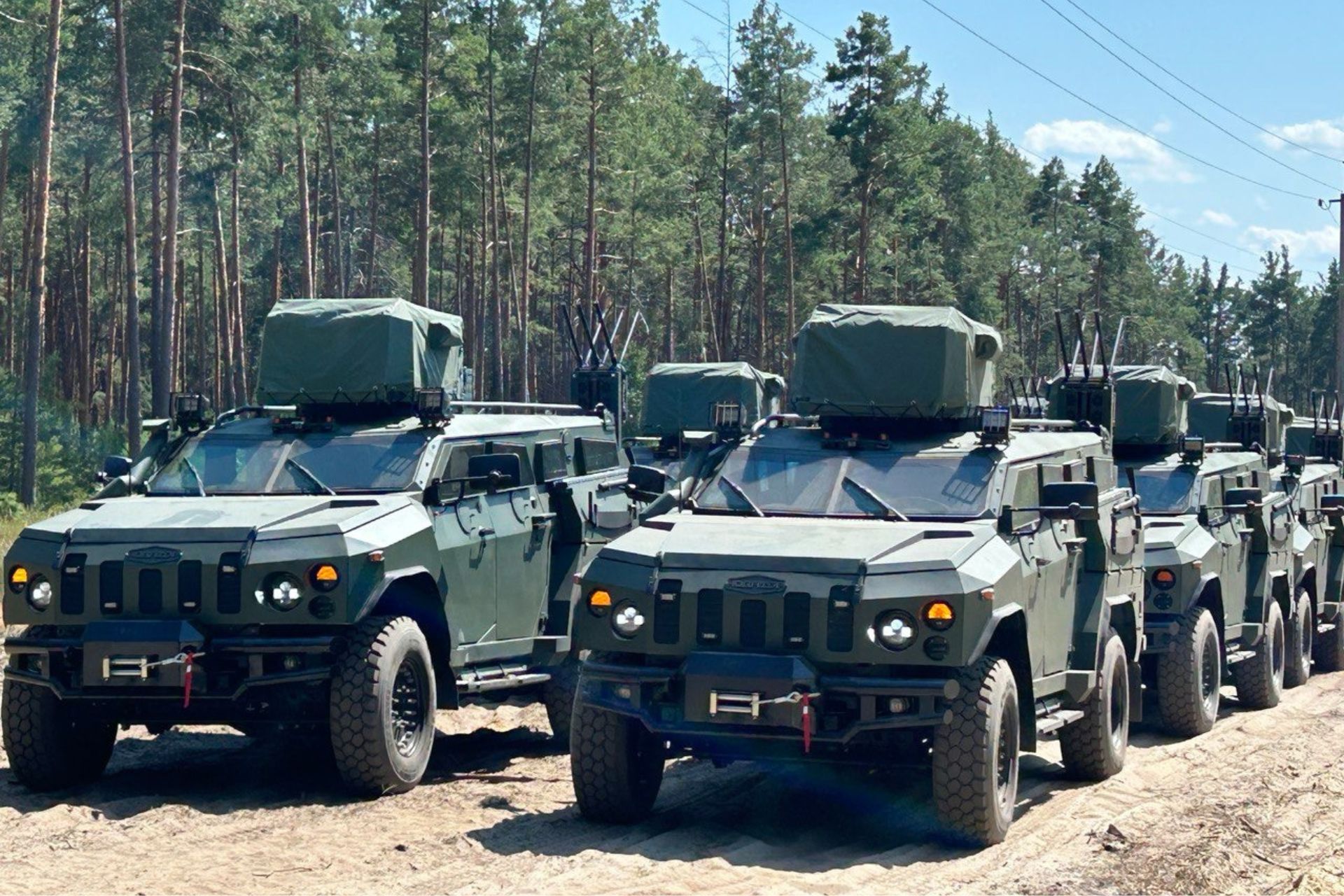 Ukrainian Army Receives New Locally-Made Novator-2 Armored Vehicles ...