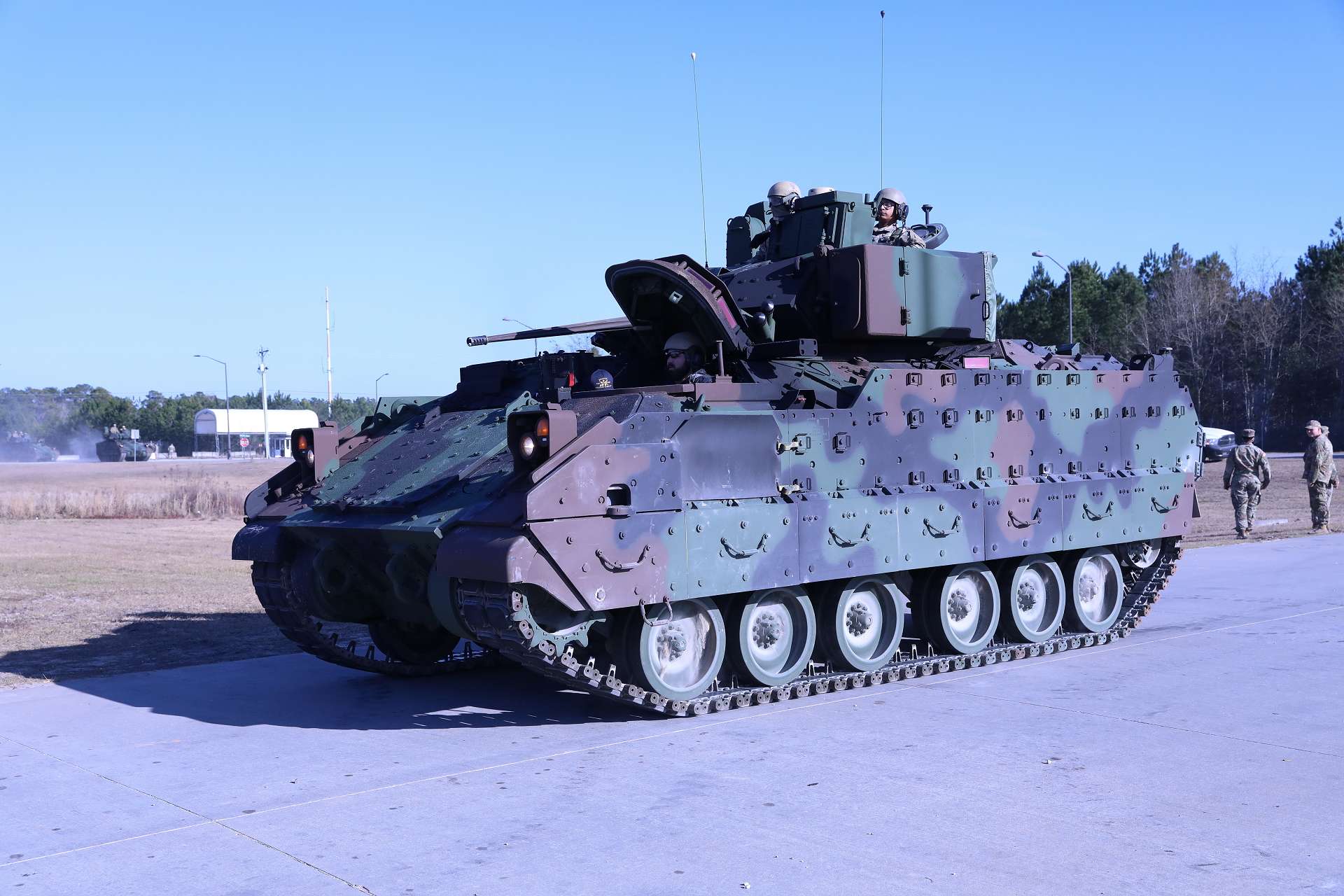 BAE Systems to produce more Bradley M2A4 IFVs and M2A7 Fire Support ...