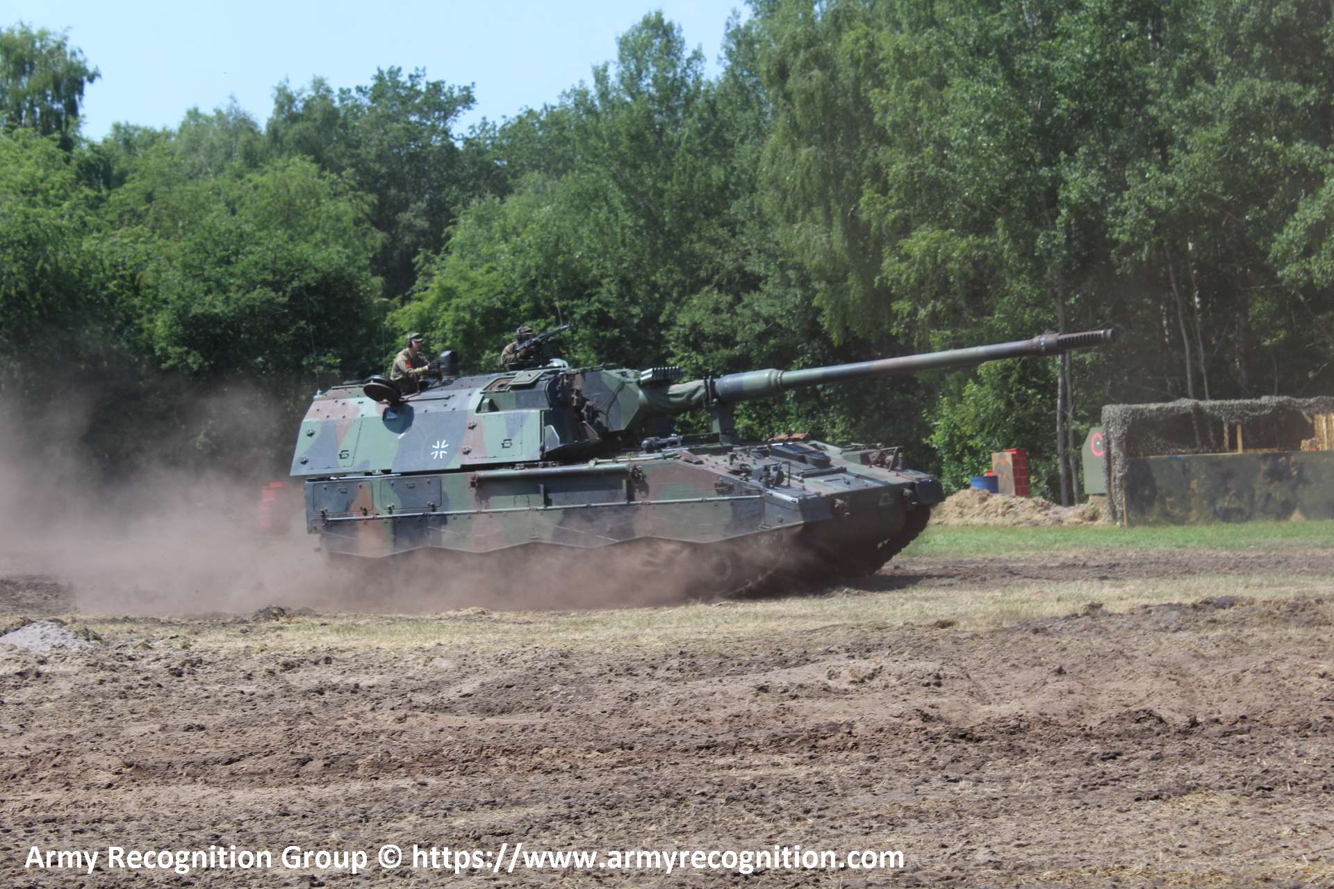 Germany Plans Major Expansion of Its Artillery Capabilities with 10 New ...