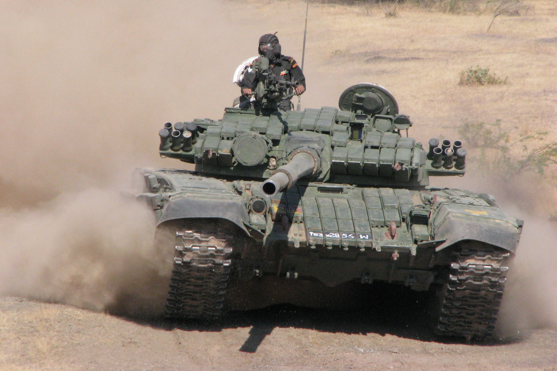 India Seeks to Export Modernized Russian T-72 Tanks to African and ...