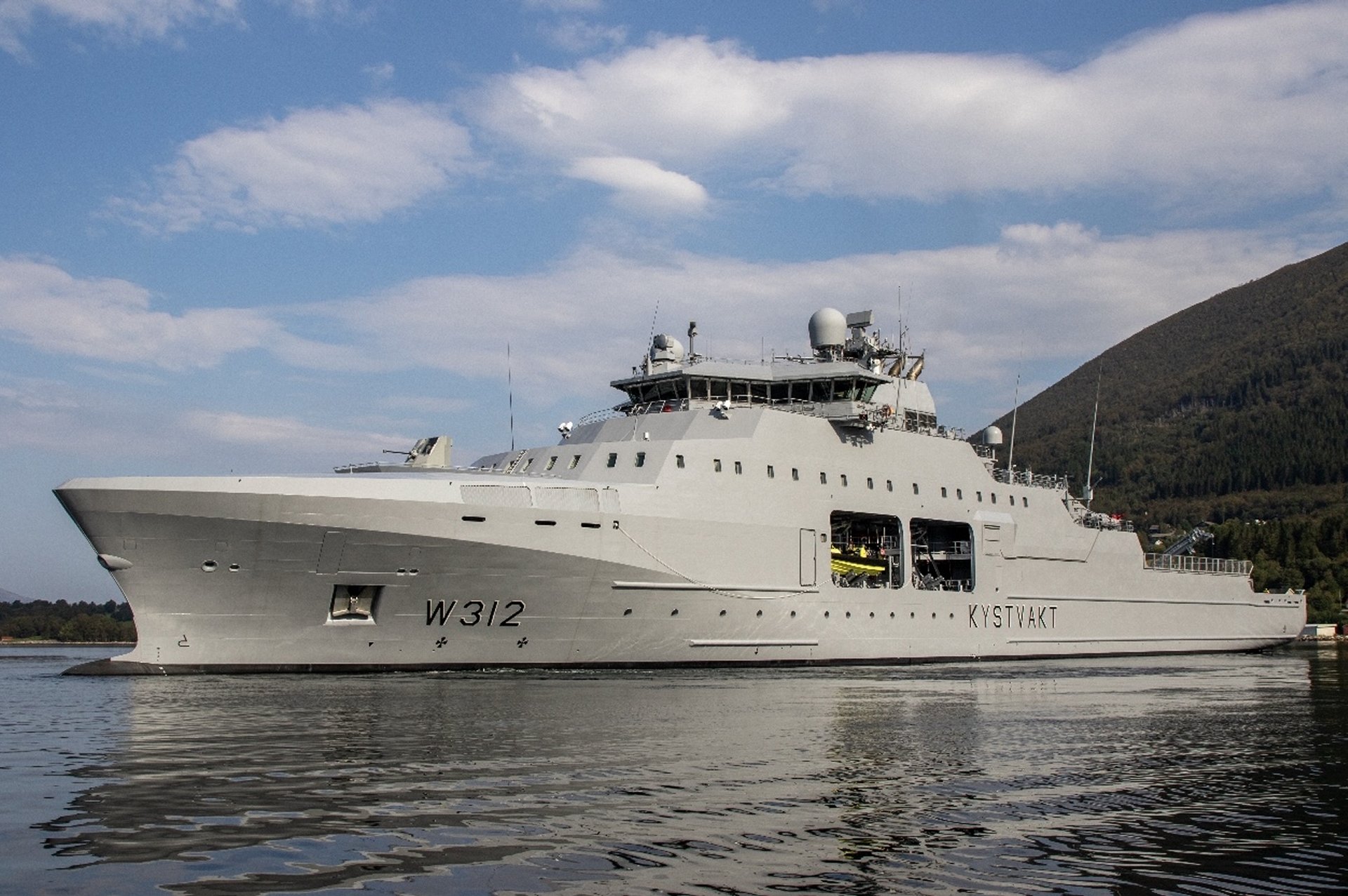 Norwegian Coast Guard commissions final Jan Mayen-class patrol vessel ...