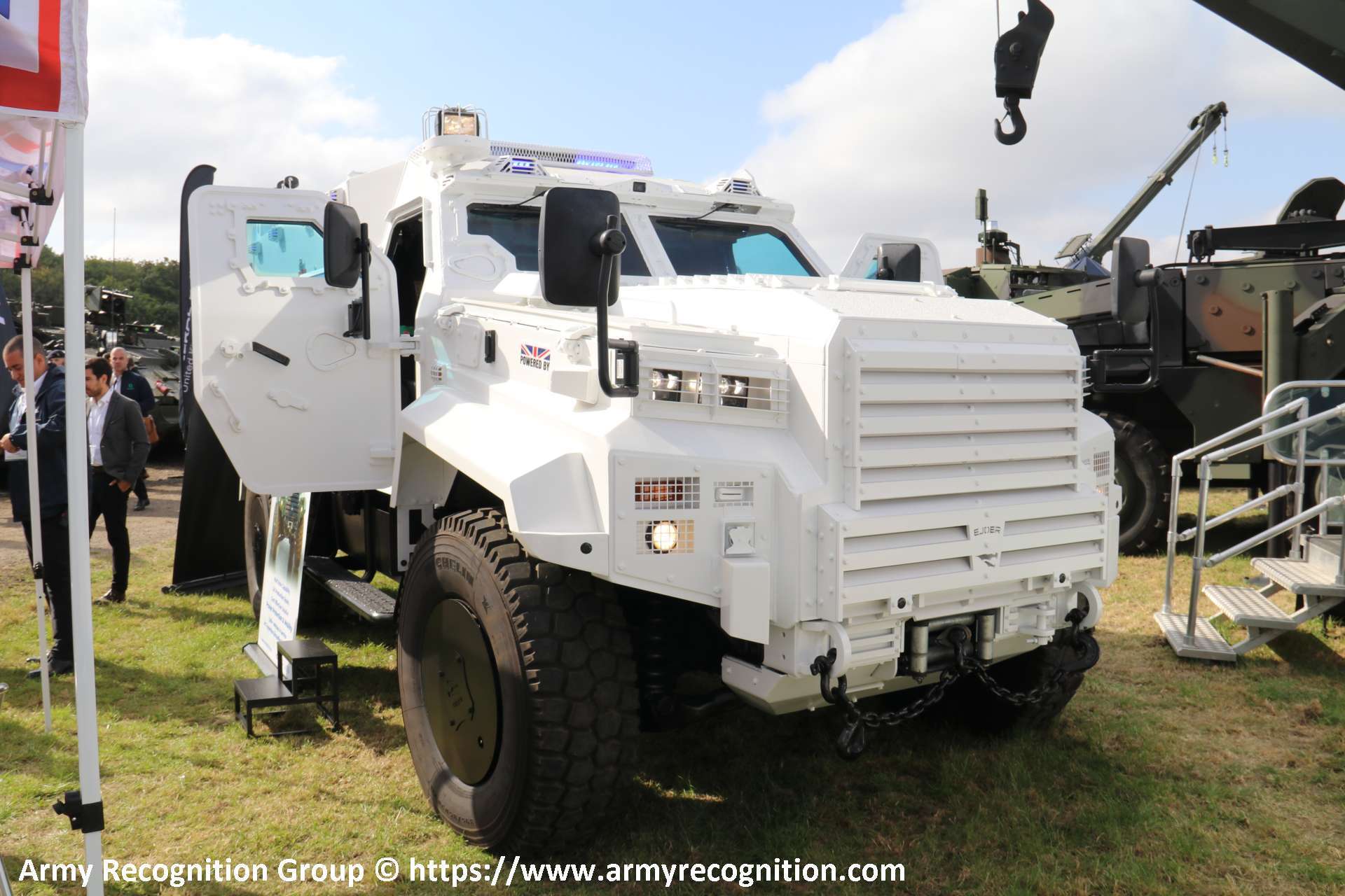 Nurol Makina UK Exhibits First British-Made Ejder Yalcin 4x4 Tactical ...