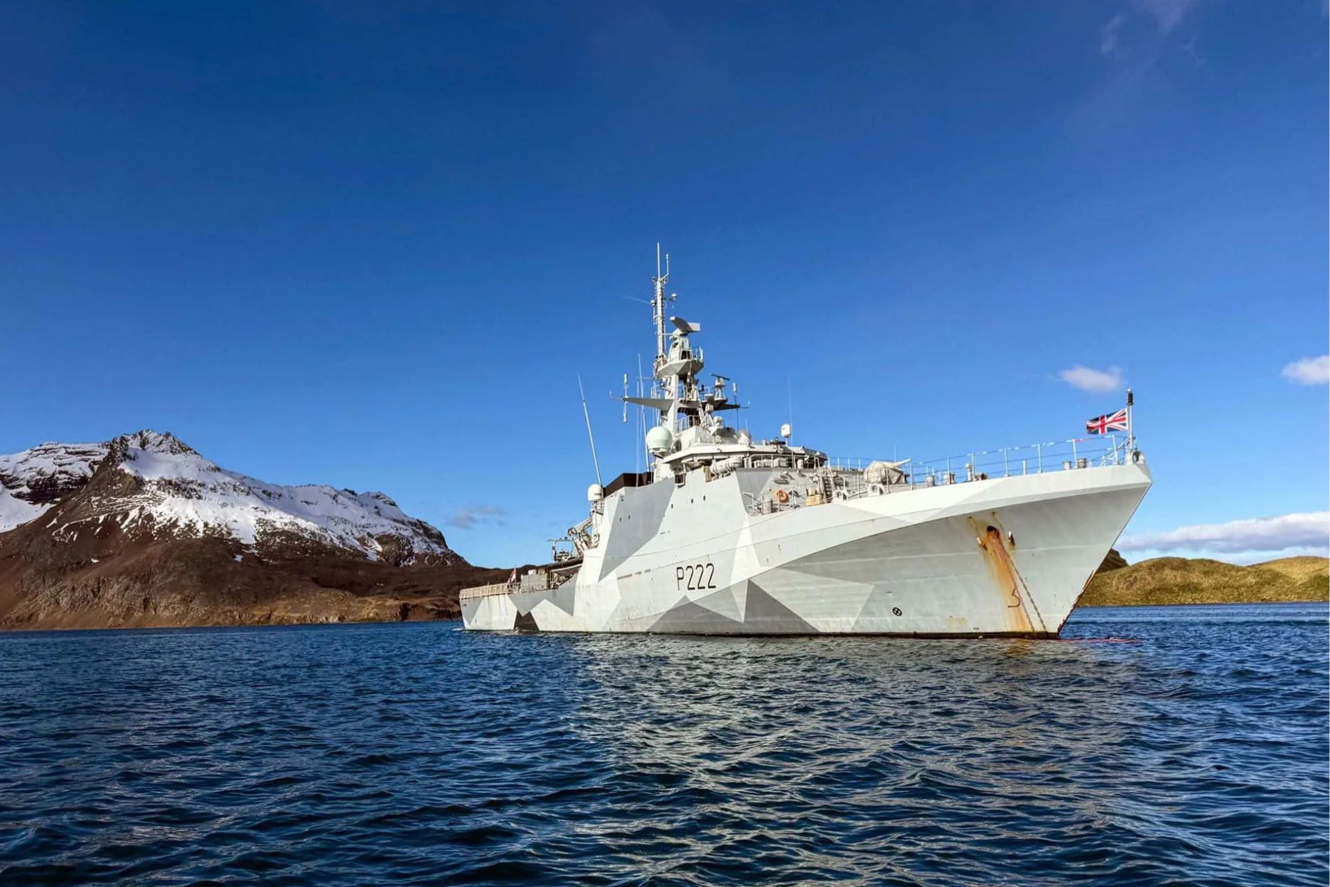 UK Navy HMS Forth Offshore Patrol Vessel Reaffirms British Sovereignty ...