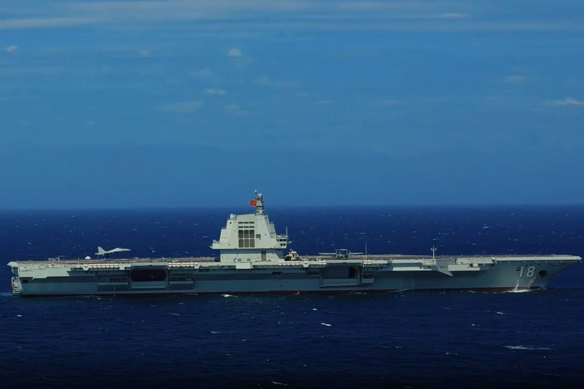 China's New Fujian aircraft carrier begins first live-force training ...