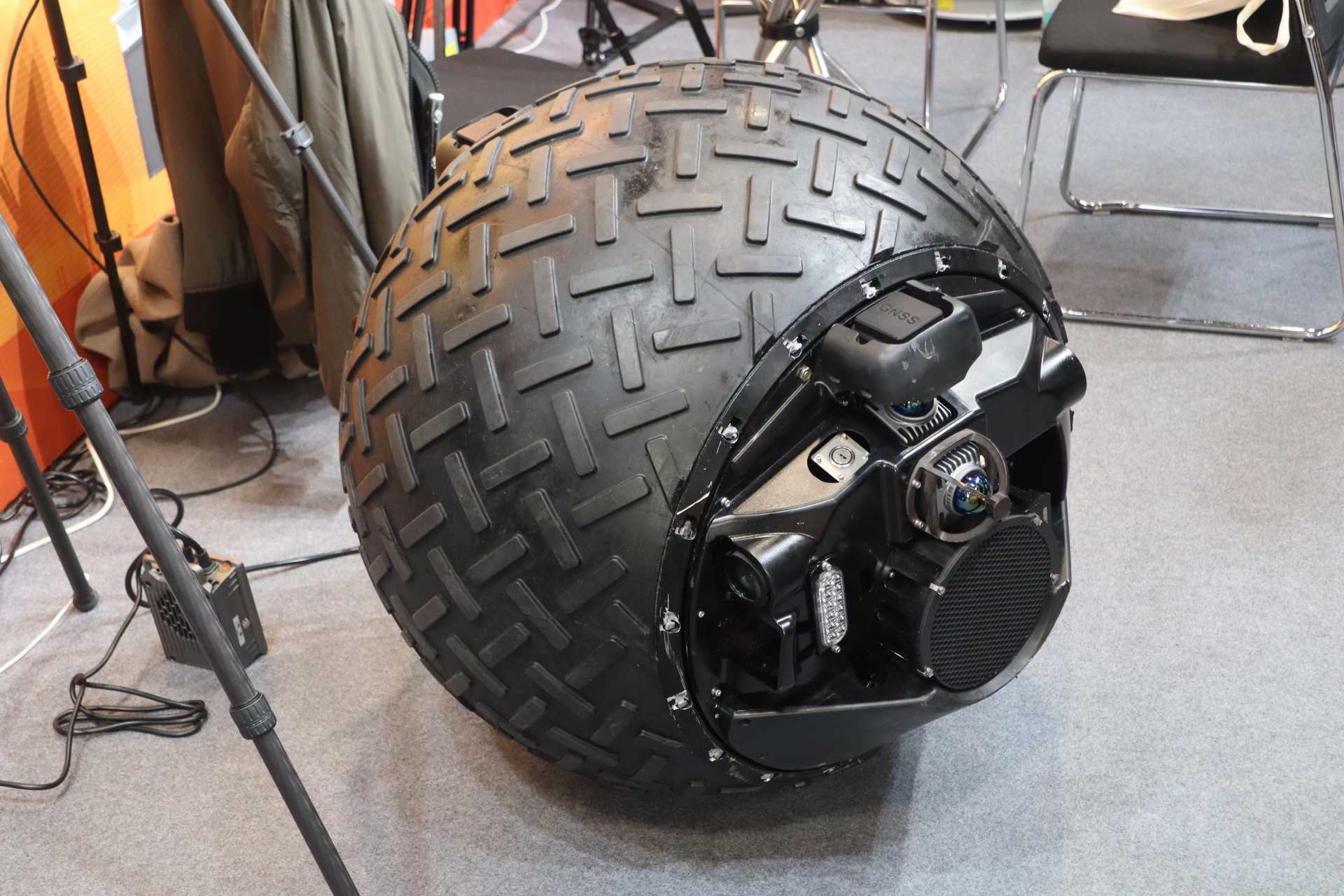 Milipol 2025: China's Ribri Technology presents RB21H spherical robot ...