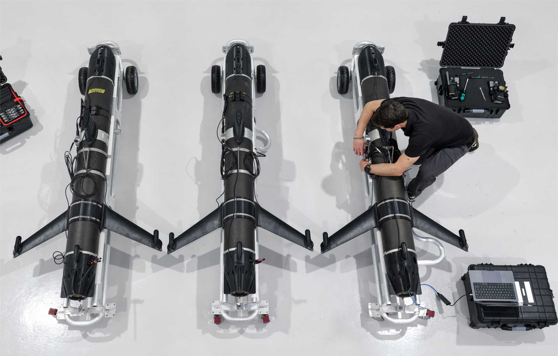 UK launches mass production of SG-1 Fathom naval drones to enhance ...