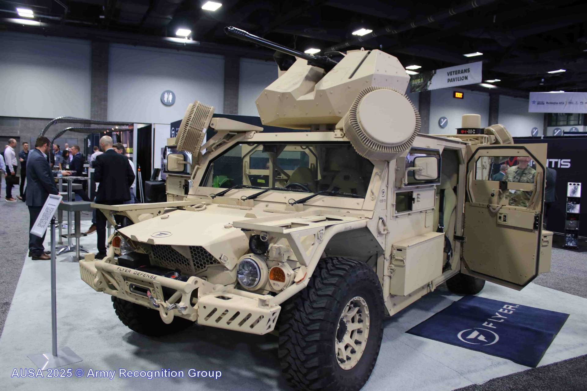 AUSA 2025: Flyer Defense Debuts Flyer 72 HD 4x4 Vehicle for Mobile ...