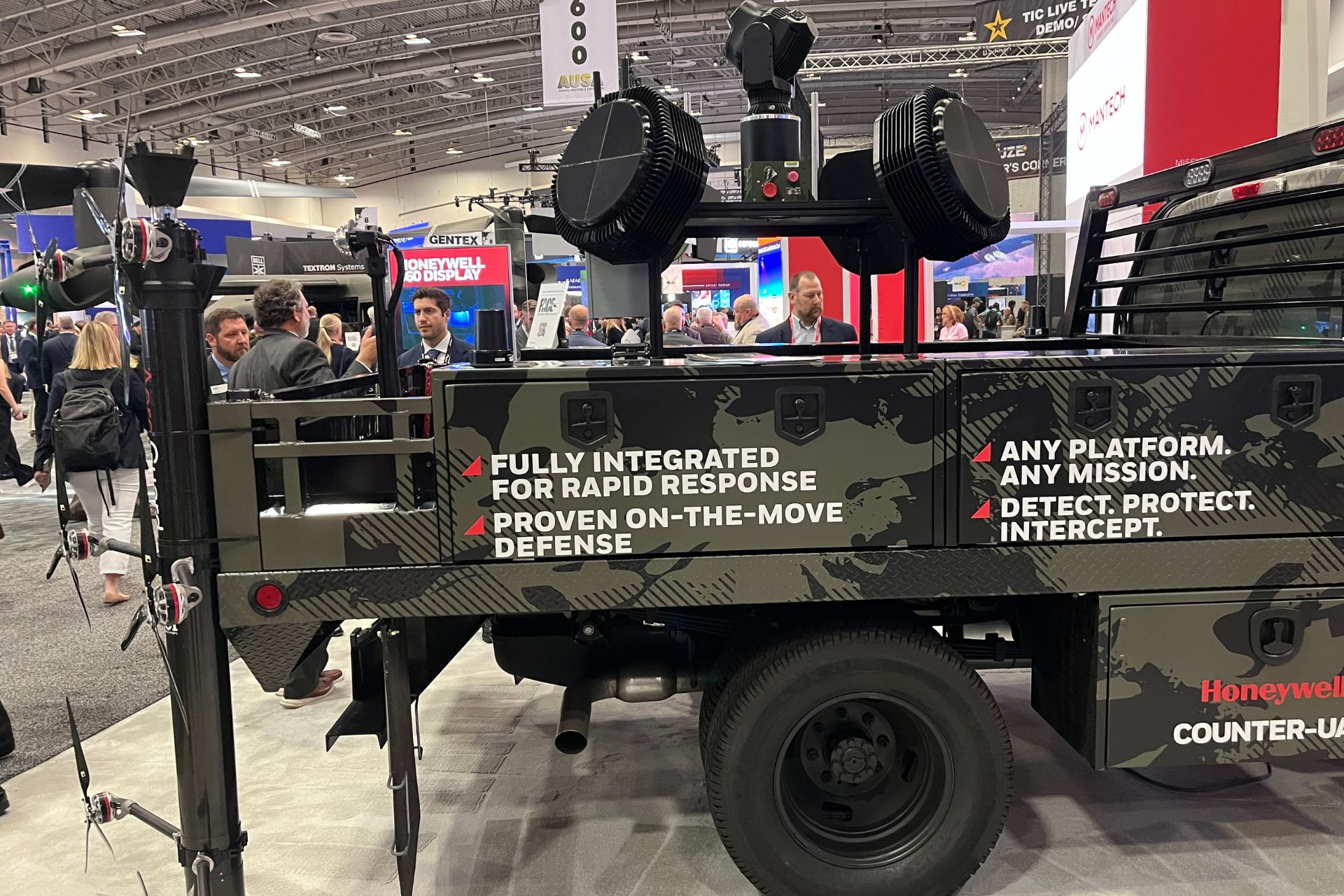 AUSA 2025: Honeywell Debuts SAMURAI Counter-UAS Follows US Demos Neutralizing Drone Swarms