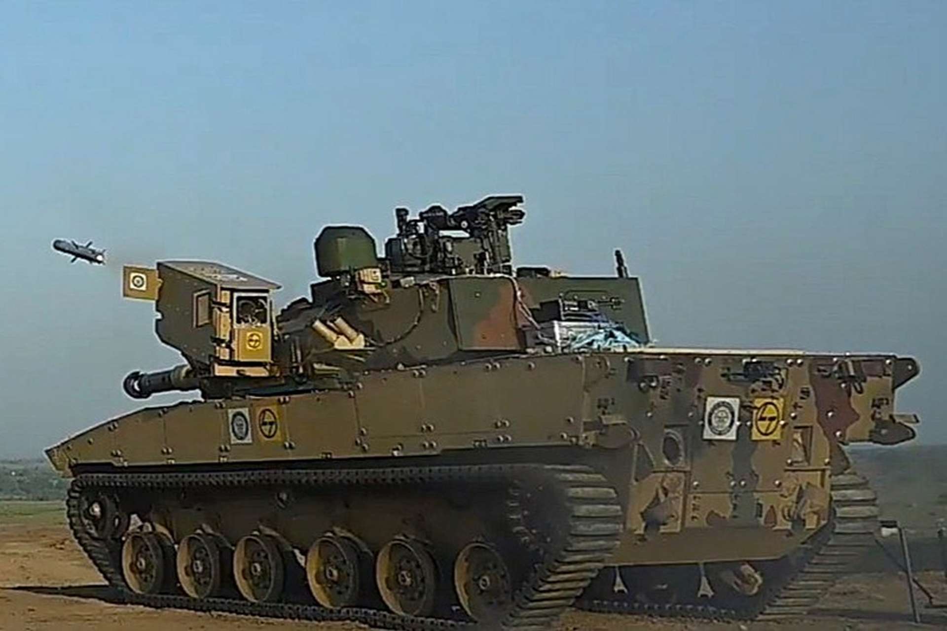 India Demonstrates Zorawar Light Tank Firing Nag Mk II ATGM in ...