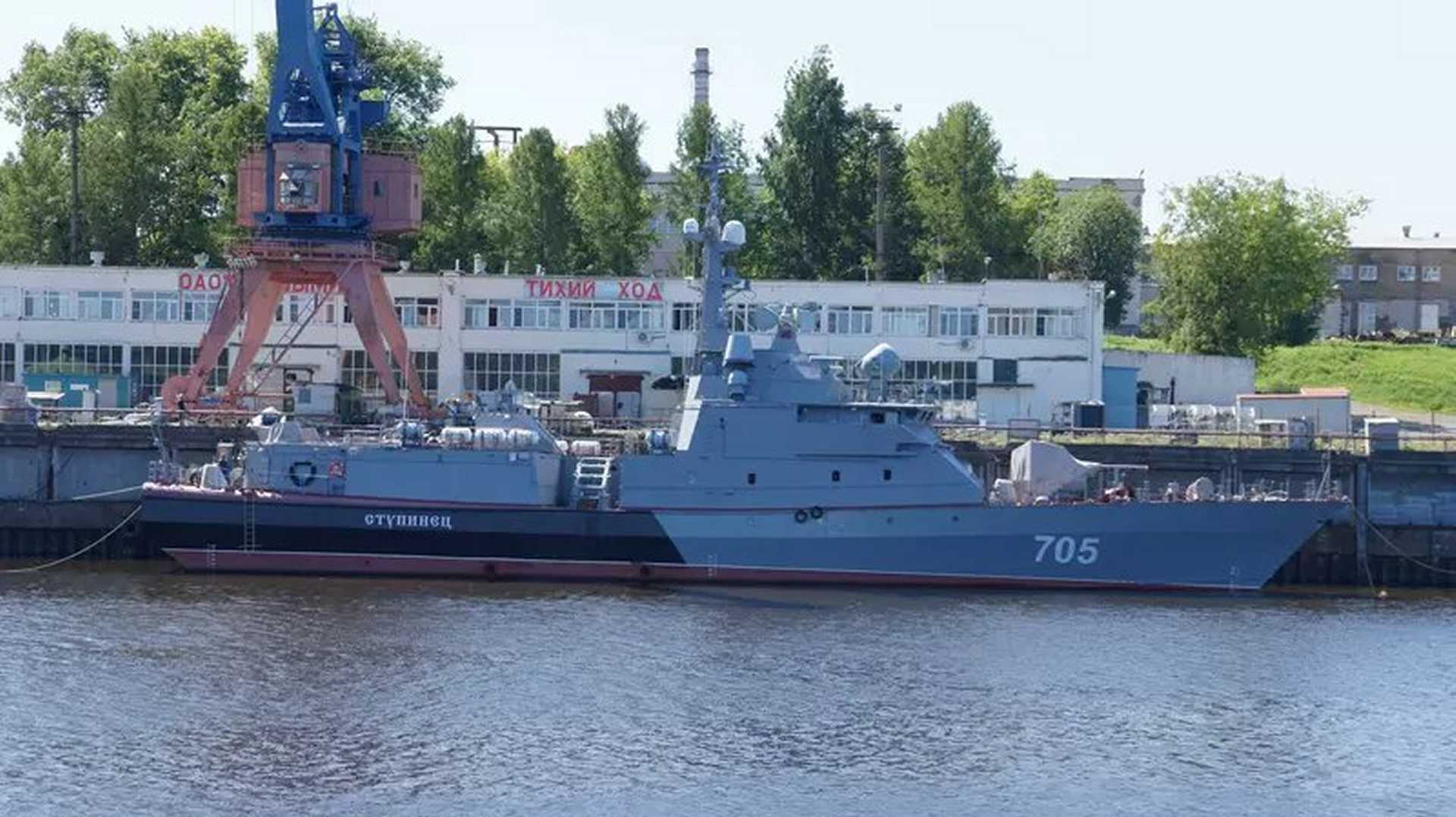 Russia launches new Tarantul-class corvette Strelok to strengthen ...