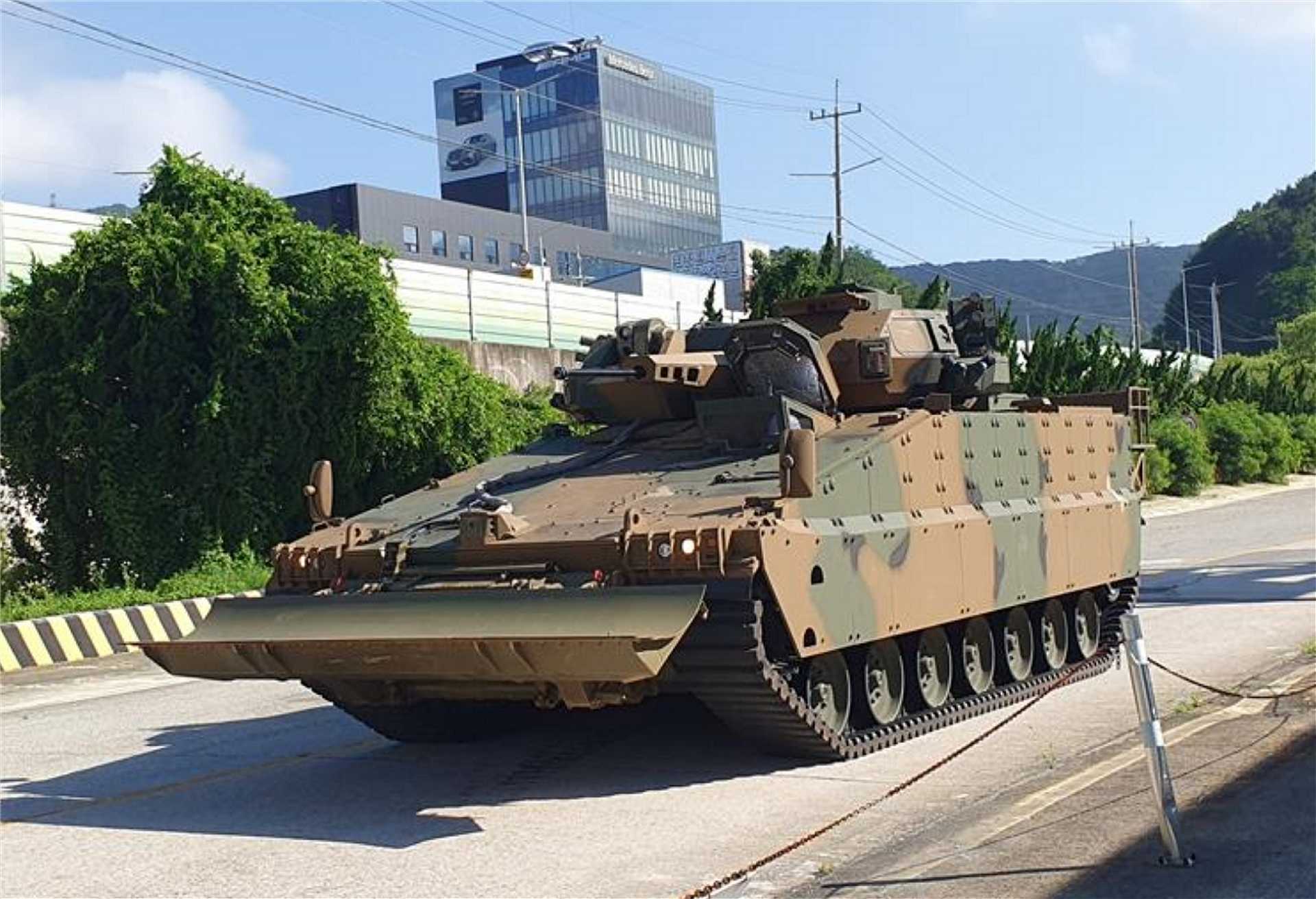 Australian New Redback Infantry Fighting Vehicles to Feature Pearson ...