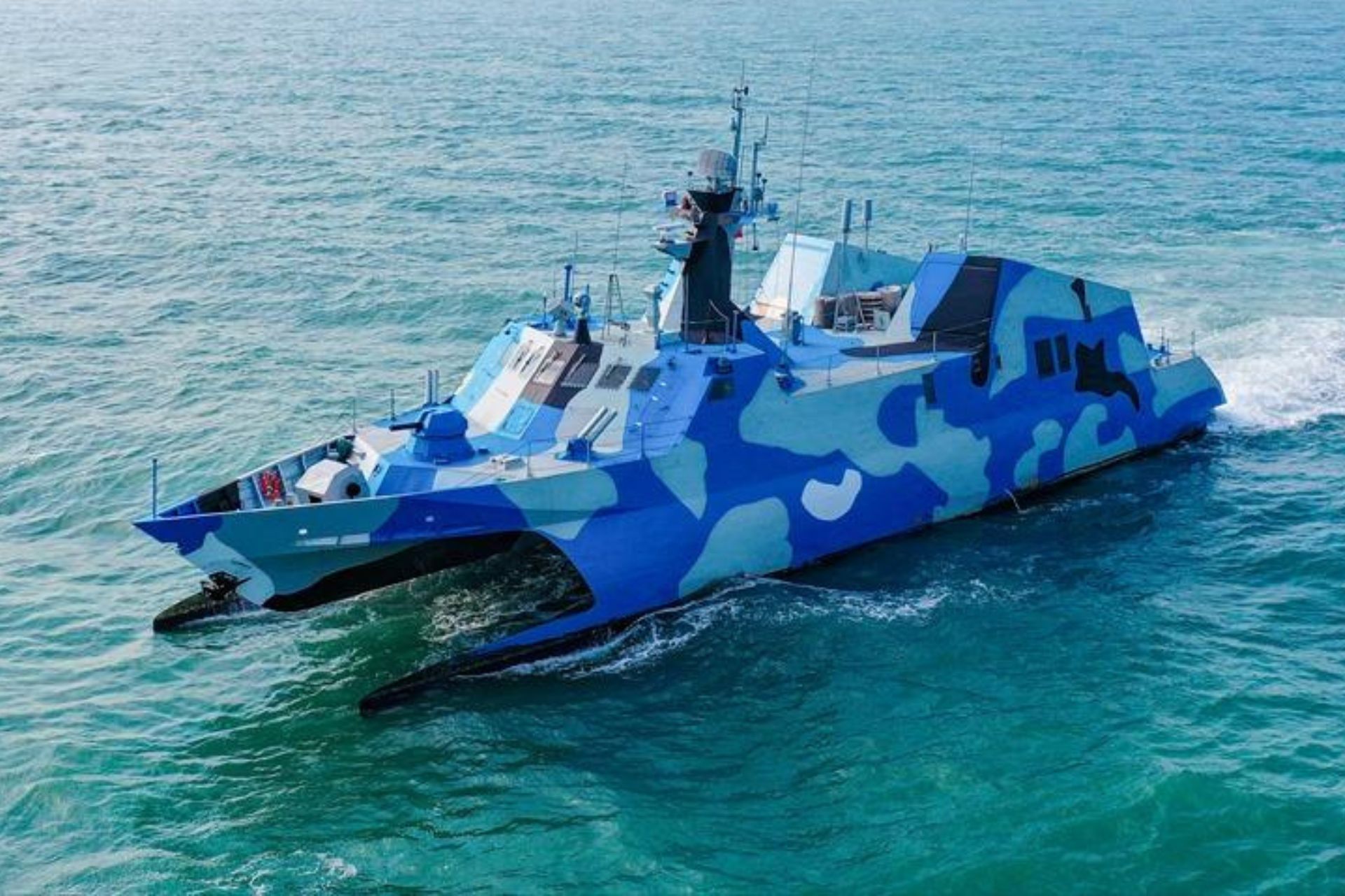 China Deploys Stealthy Type 22 Missile Boats Against US Destroyers in ...