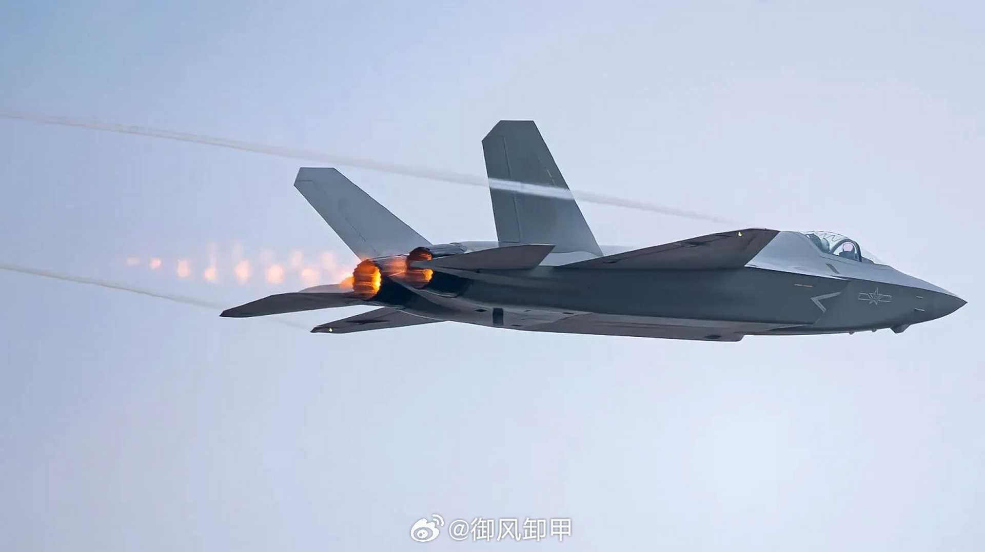 China completes first electromagnetic catapult launch of J-35 stealth ...