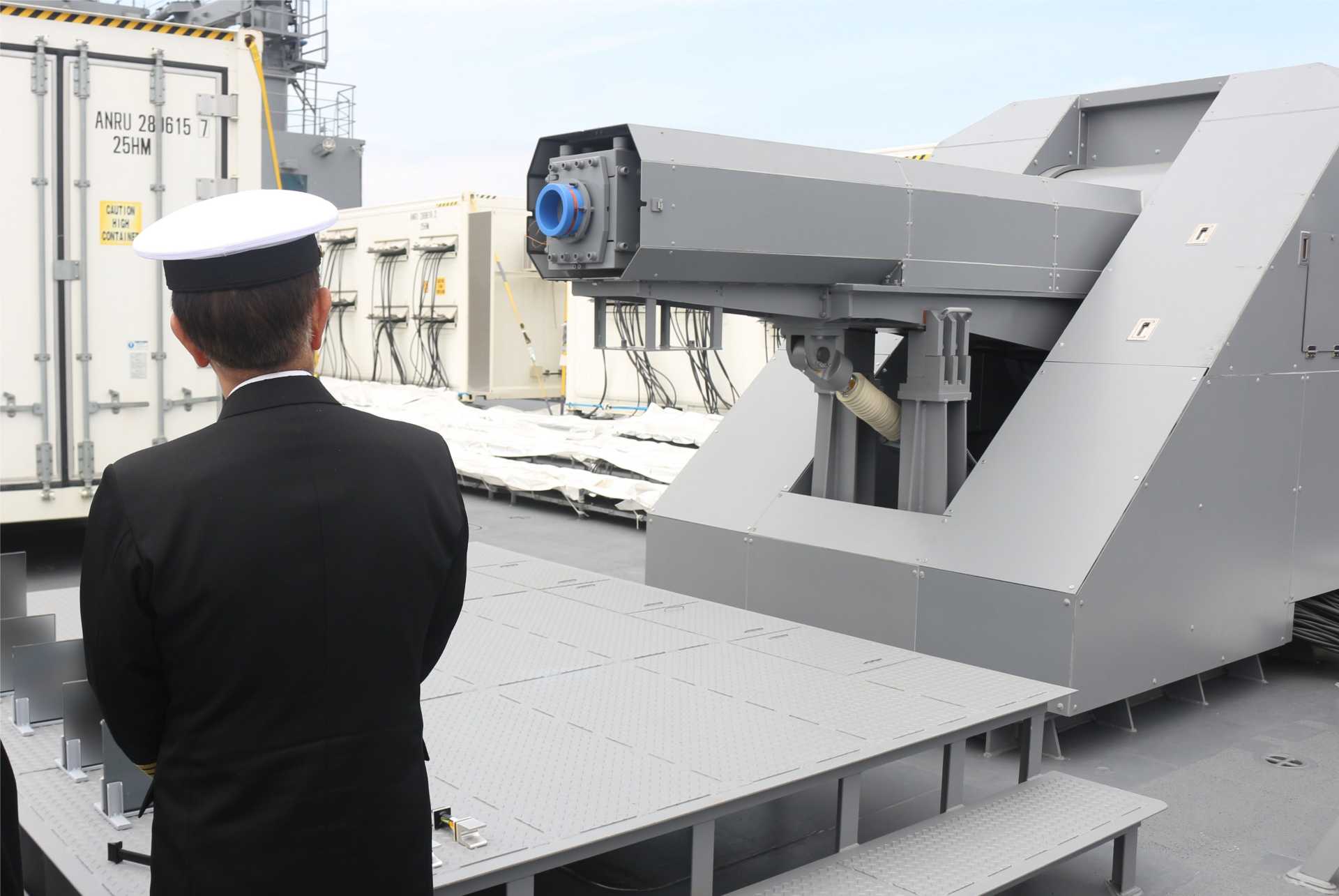 Exclusive: Japan Navy Equips Test Ship with Next-Gen Railgun Gun System ...