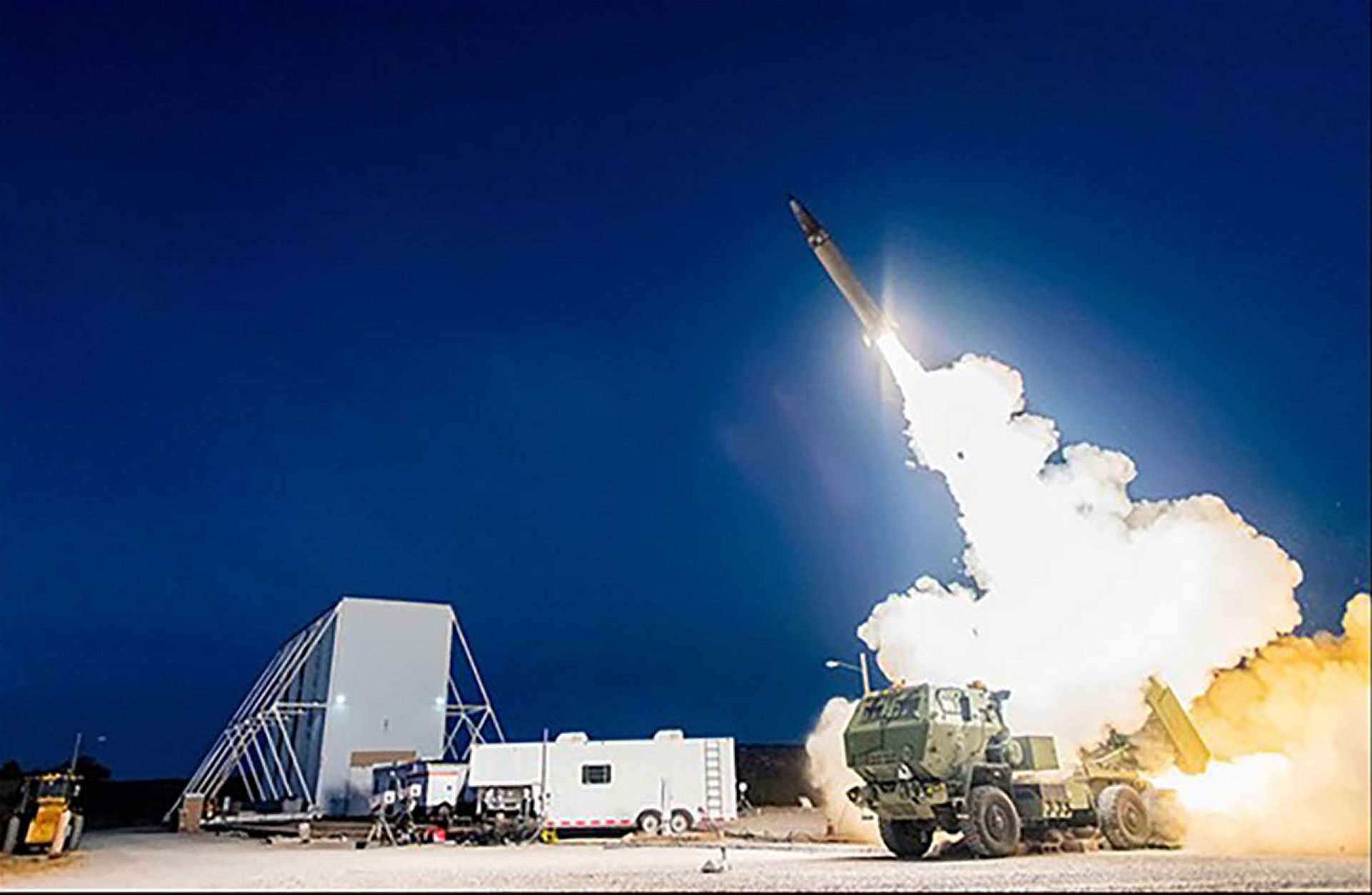 Lockheed Martin to Supply U.S. Army with 400 Next-Gen PrSM Missiles as ...