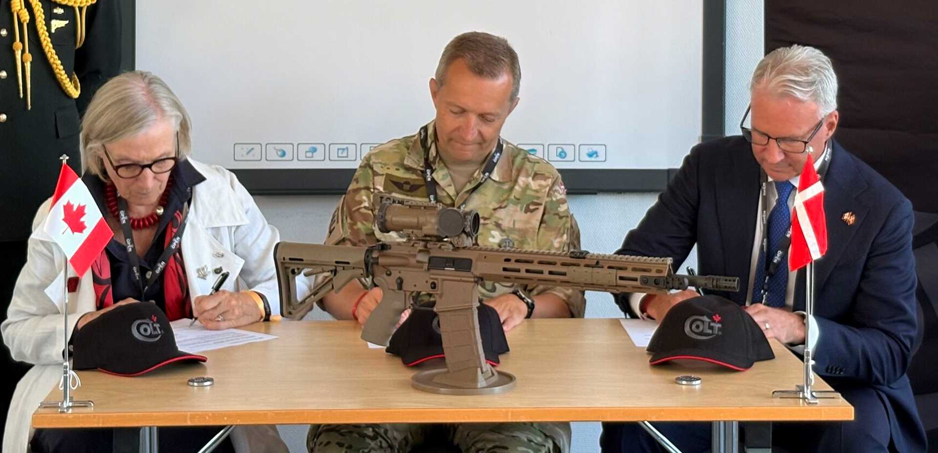 Denmark to modernize its infantry arsenal with 26,000 Canadian-made C8 ...