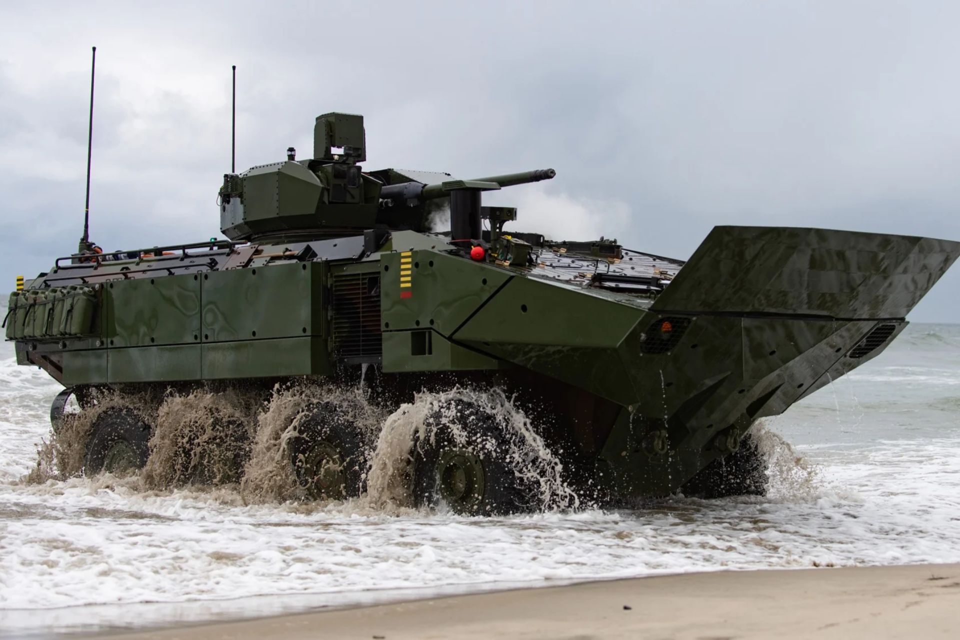 US Marines Accelerate Mobile Firepower Modernization with ACV-30 ...