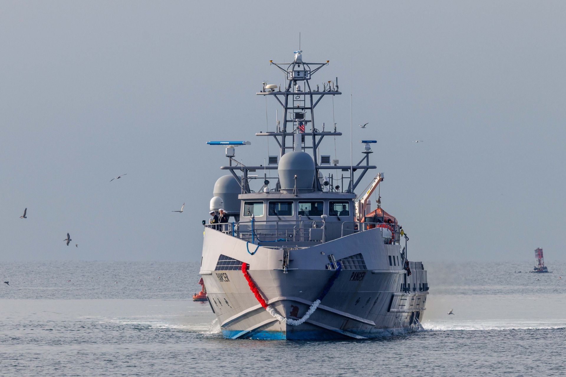 US Navy Seeks to Transform Its Fleet with Armed Autonomous Modular ...