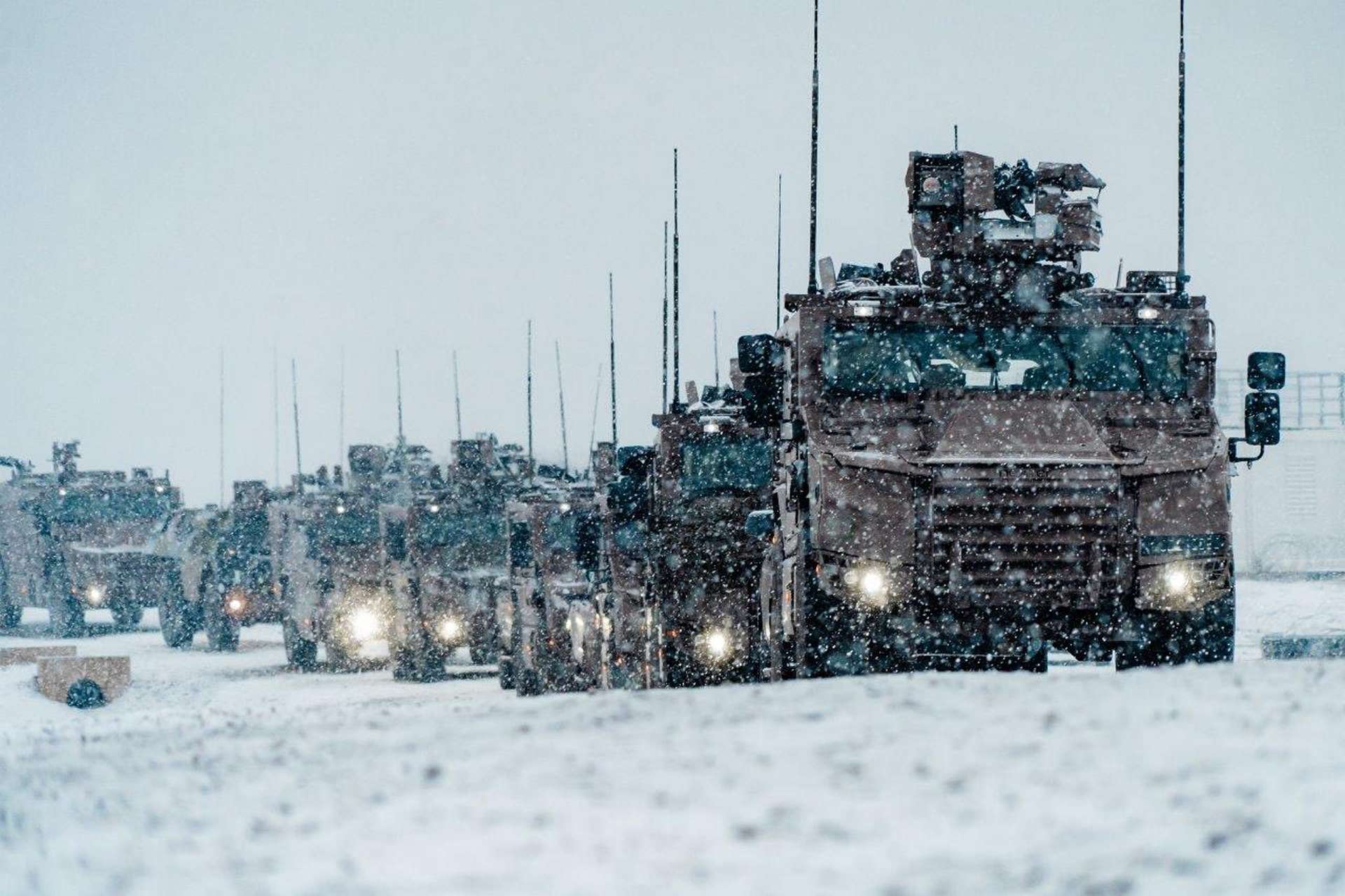 French Army Demonstrates Its Power and Responsiveness During Steadfast ...