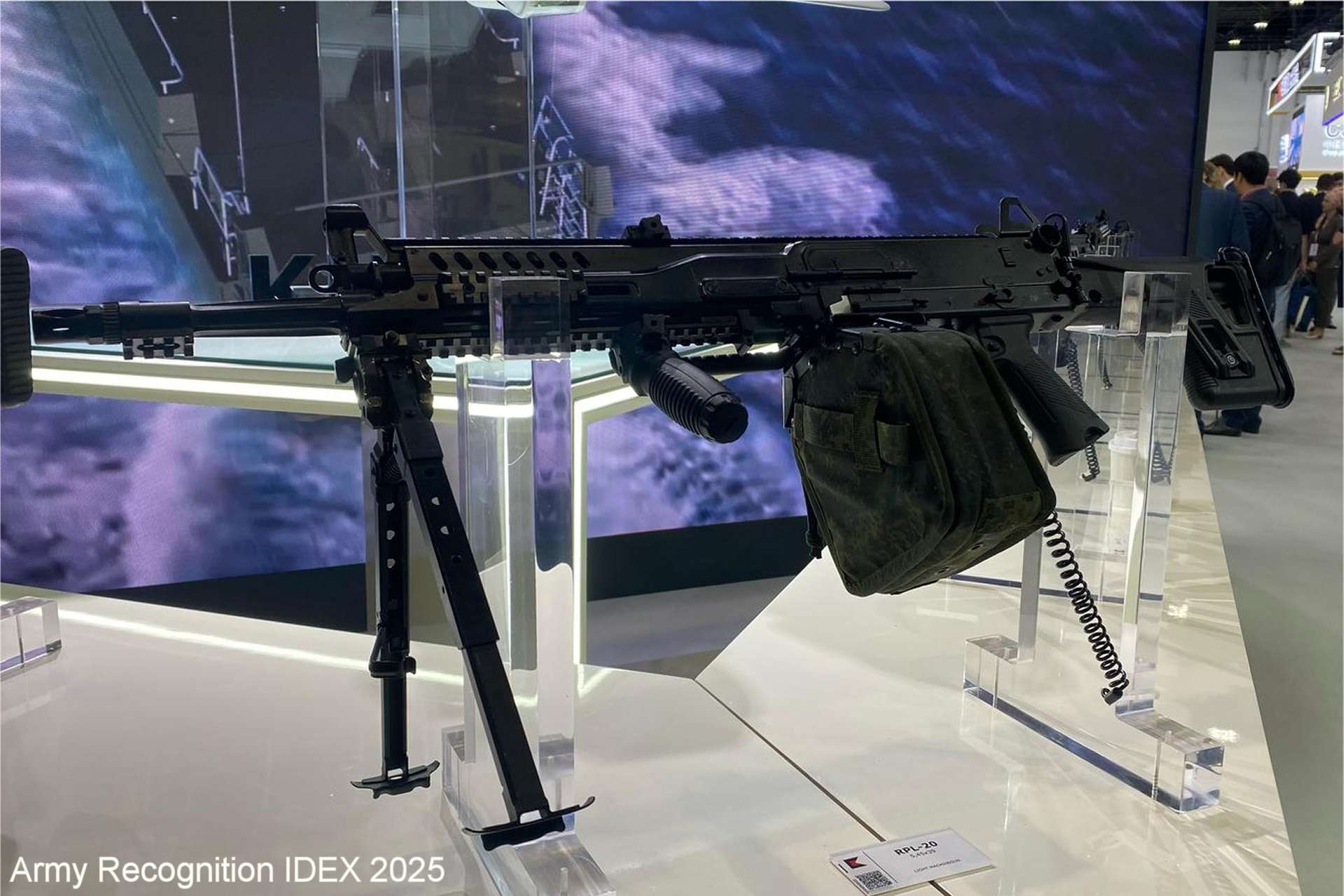 Russia and Kalashnikov Highlits RPL-20 Light Machine Gun at IDEX 2025