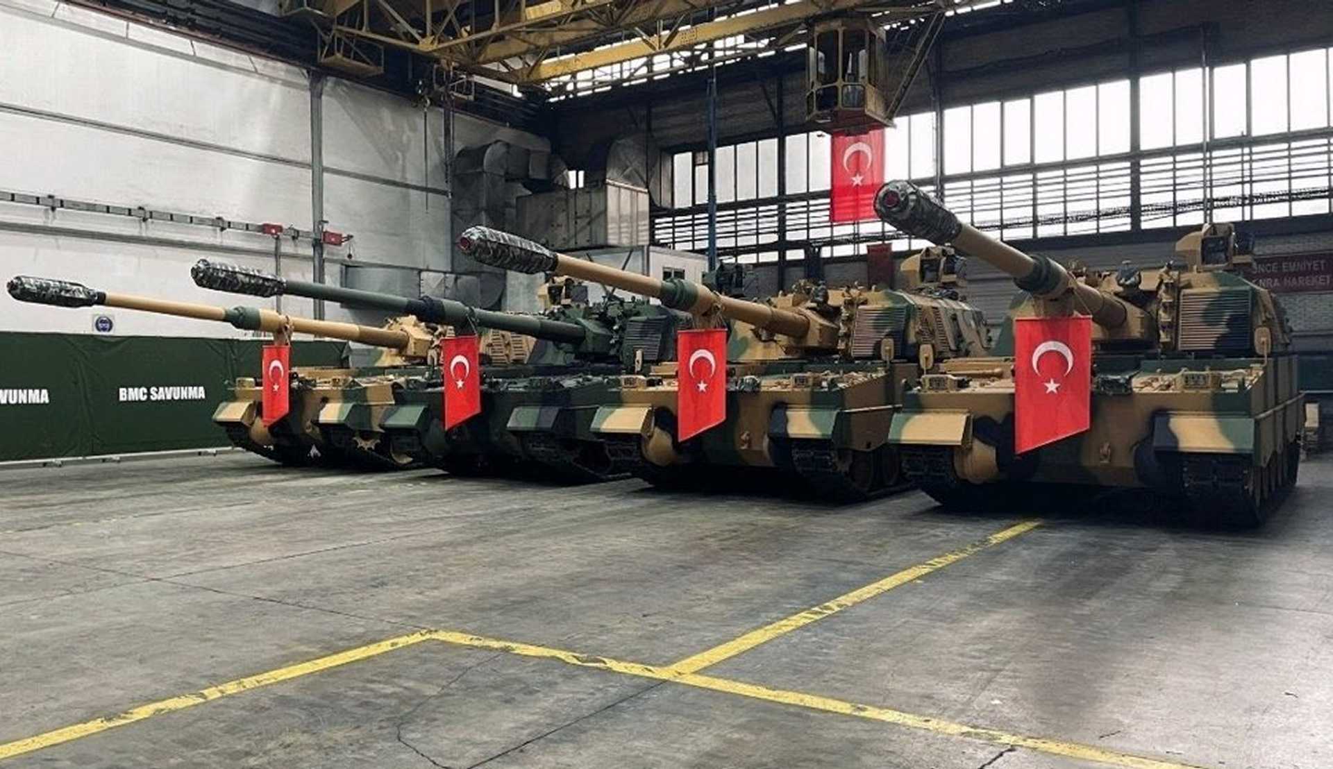 Türkiye to upgrade its Firtina-II howitzer with national systems to ...