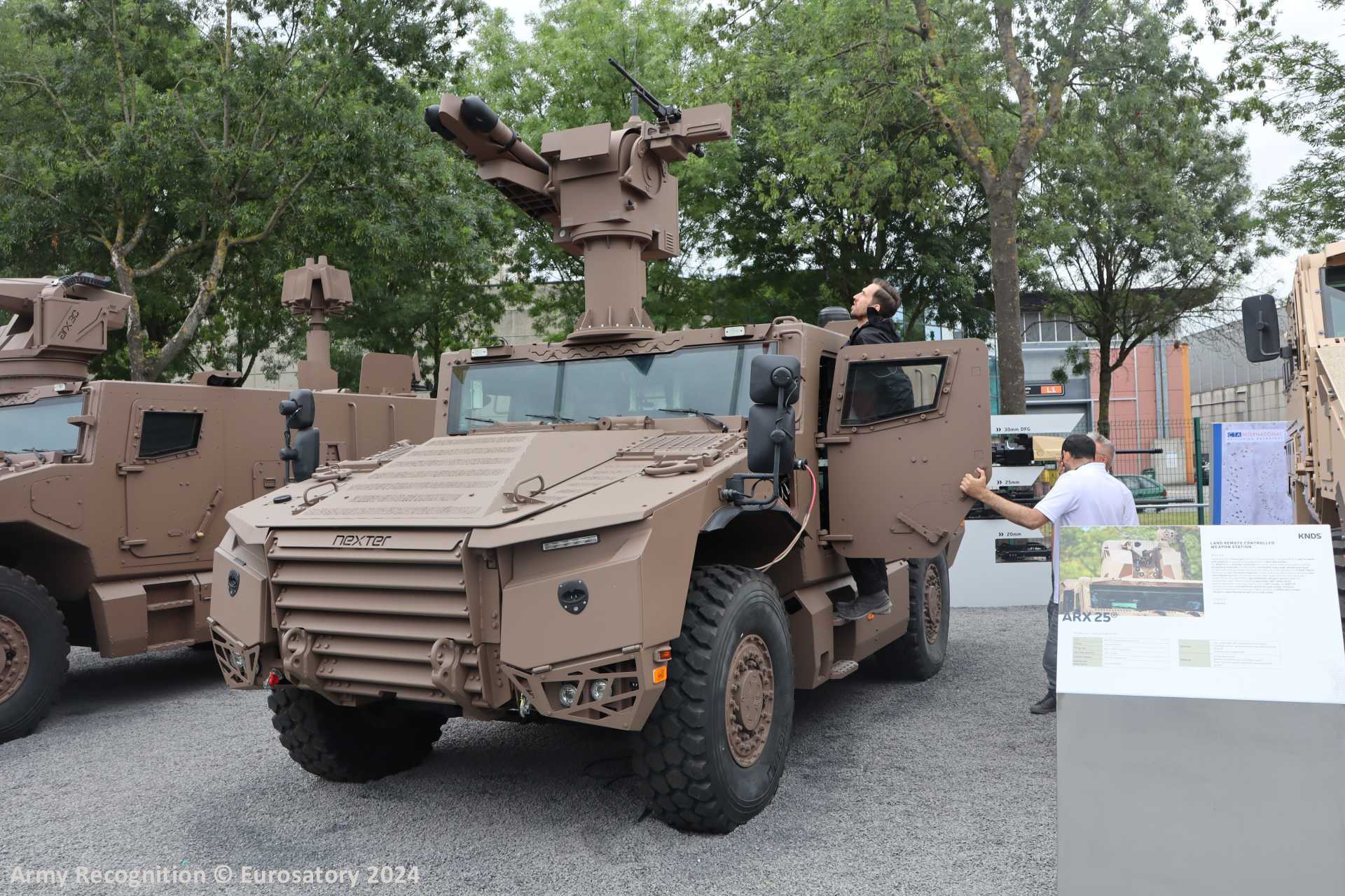 French Army Orders 30 Serval DSA 4x4 Air Defense Armored Vehicles to ...