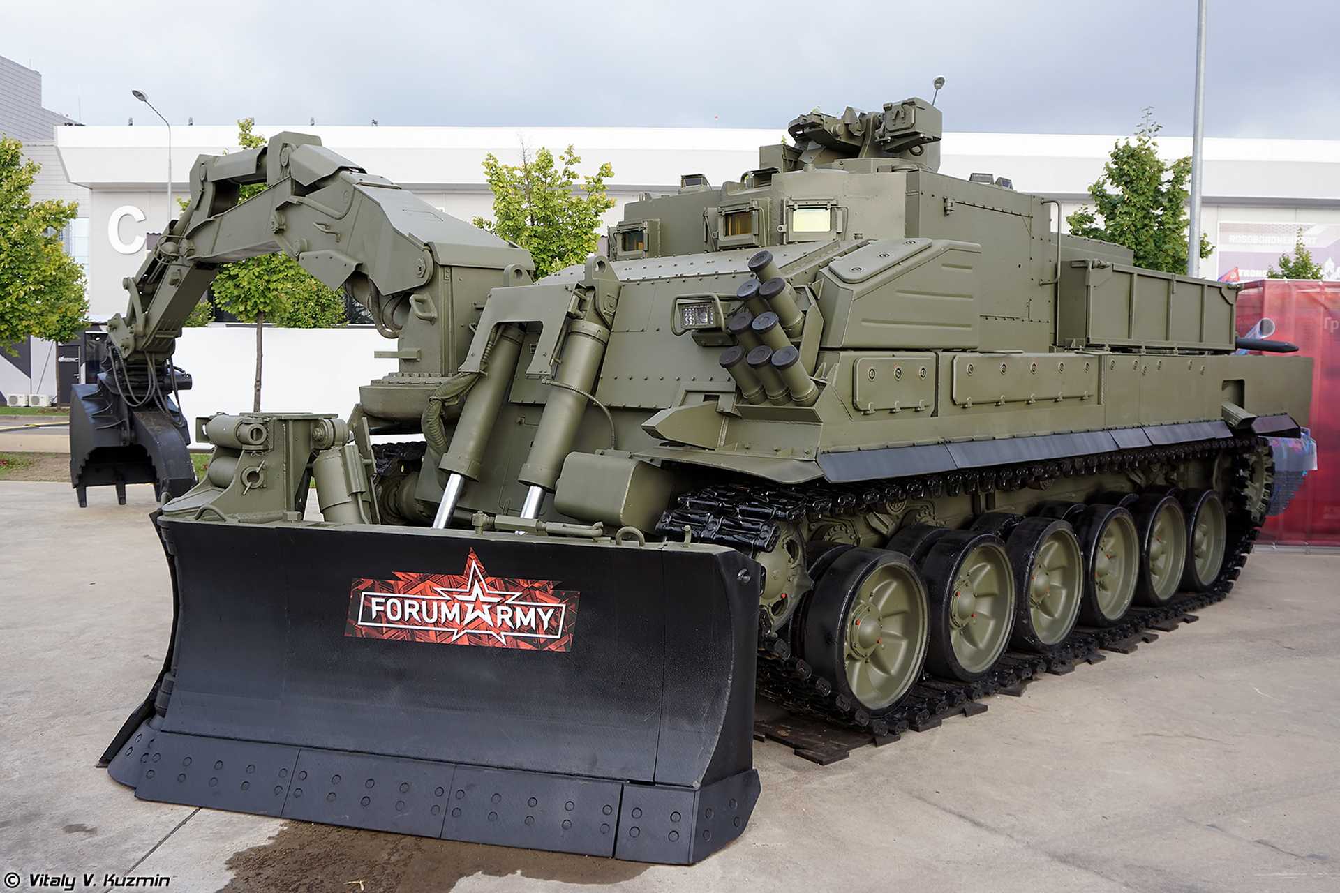 Russian Army Receives New UBIM Armored Engineering Vehicle for Rapid ...