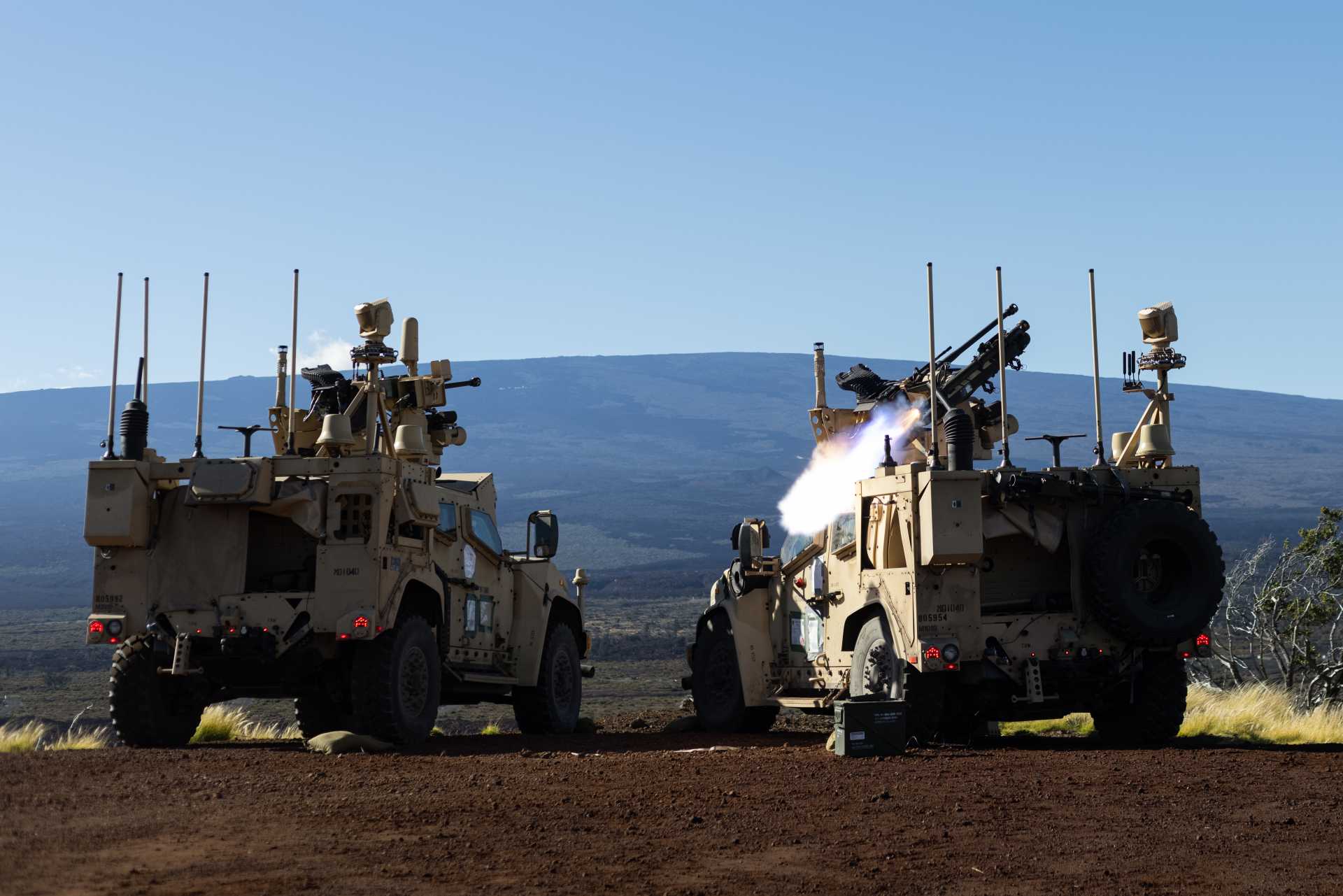 Flash News: US Marines Conduct First-Ever Live-Fire Training in Hawaii ...