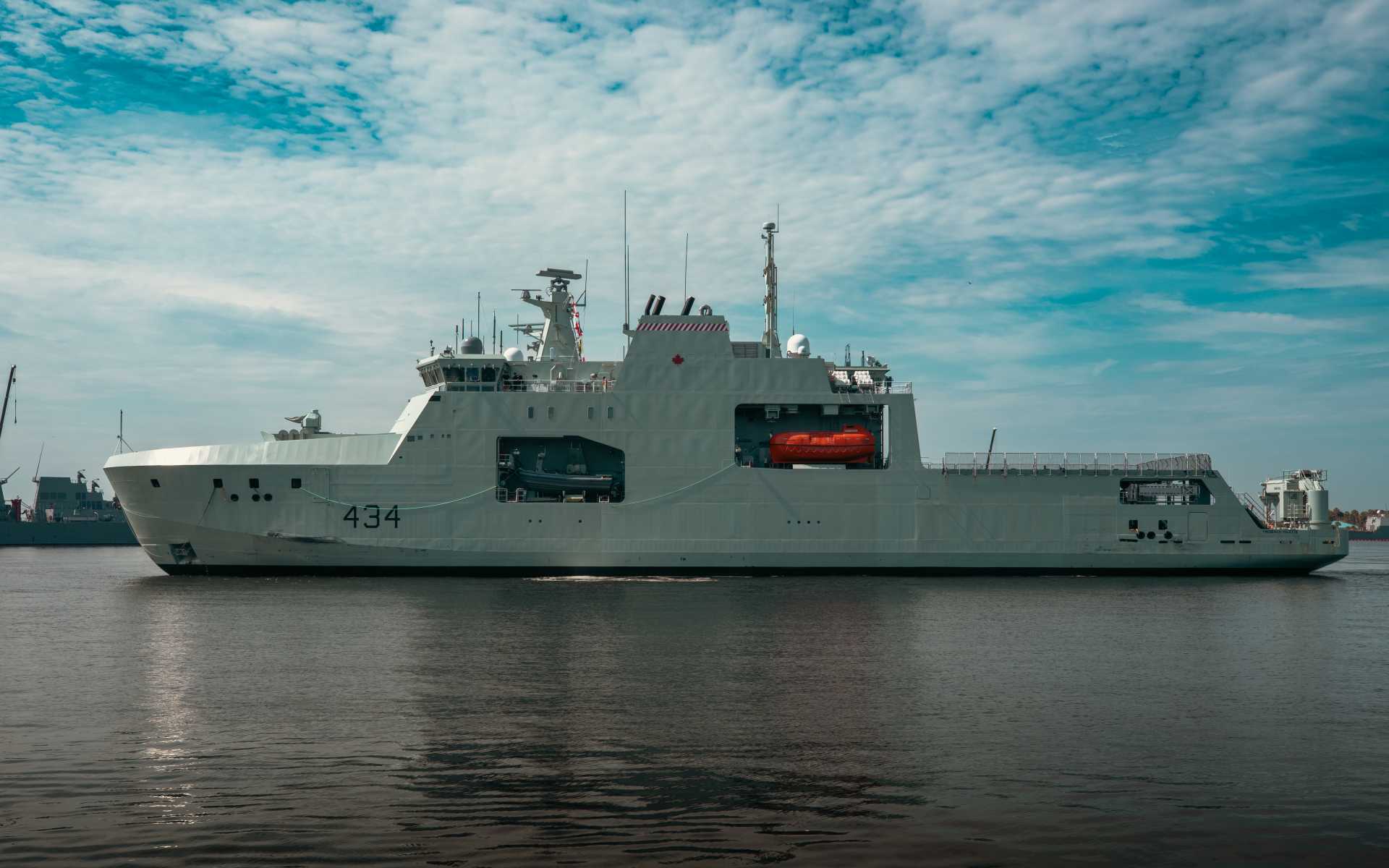 Canada’s new Arctic ship HMCS Frédérick Rolette arrives in Florida for ...