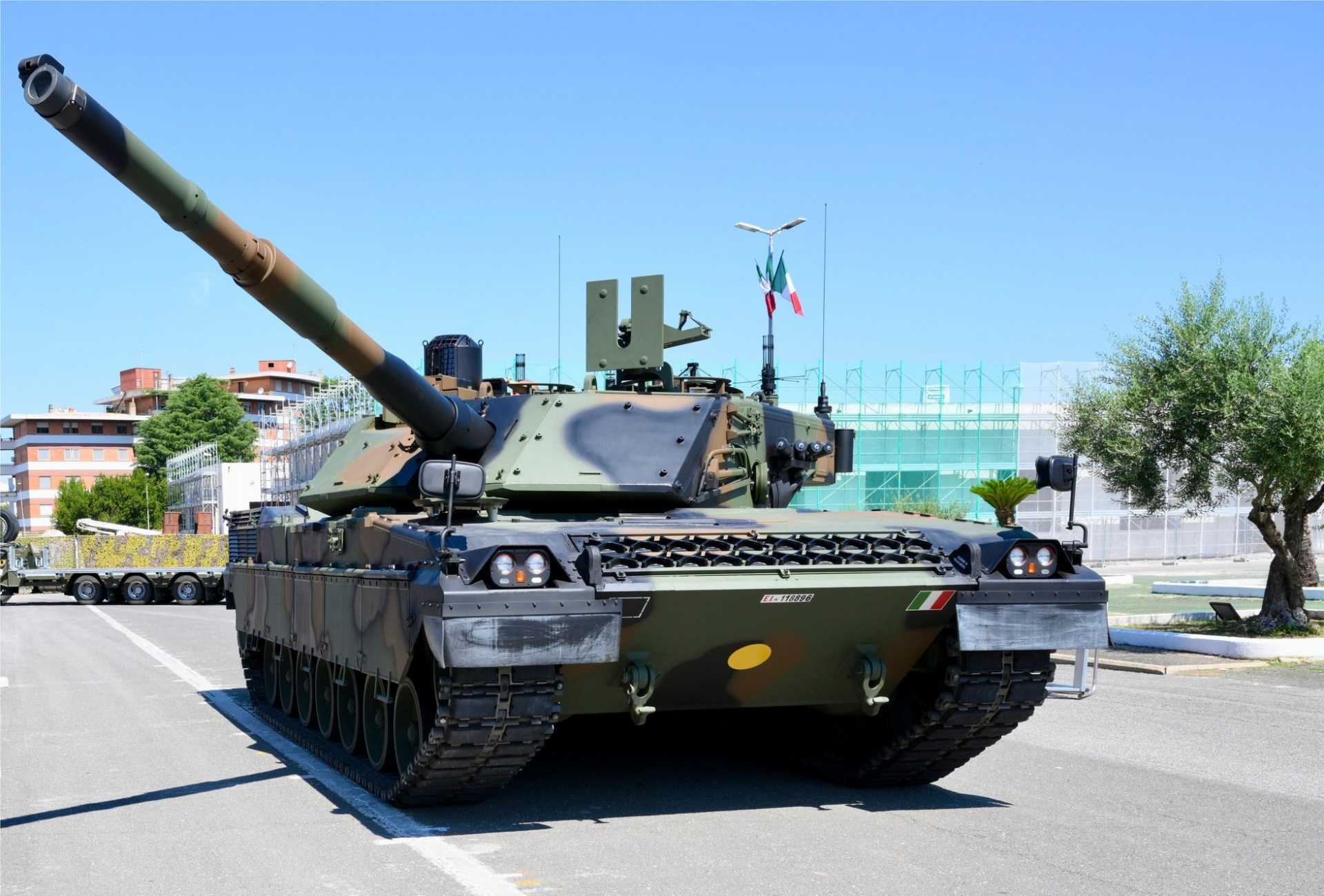 Exclusive: Italy enhances armored capability with delivery of new ...