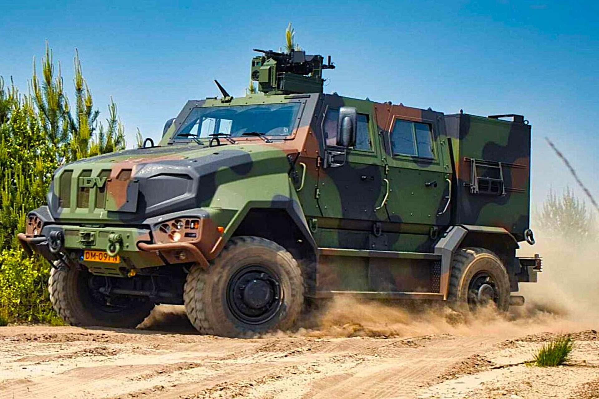 Leonardo Takes Over Iveco Defence Business in €1.7 Billion Deal Reshaping Europe’s Land Systems ...