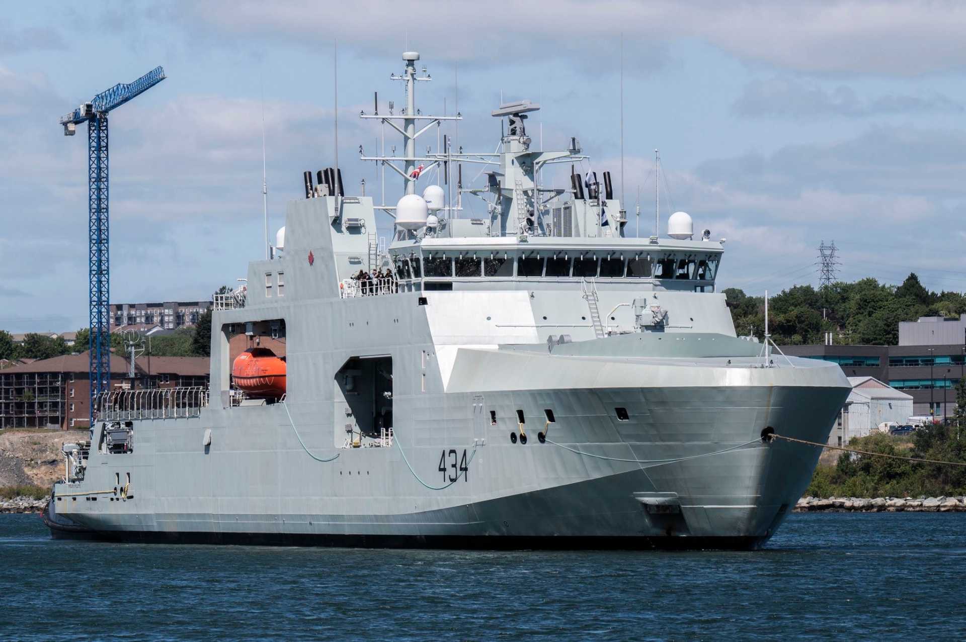 Canadian Navy to expand Arctic patrol and surveillance missions with ...